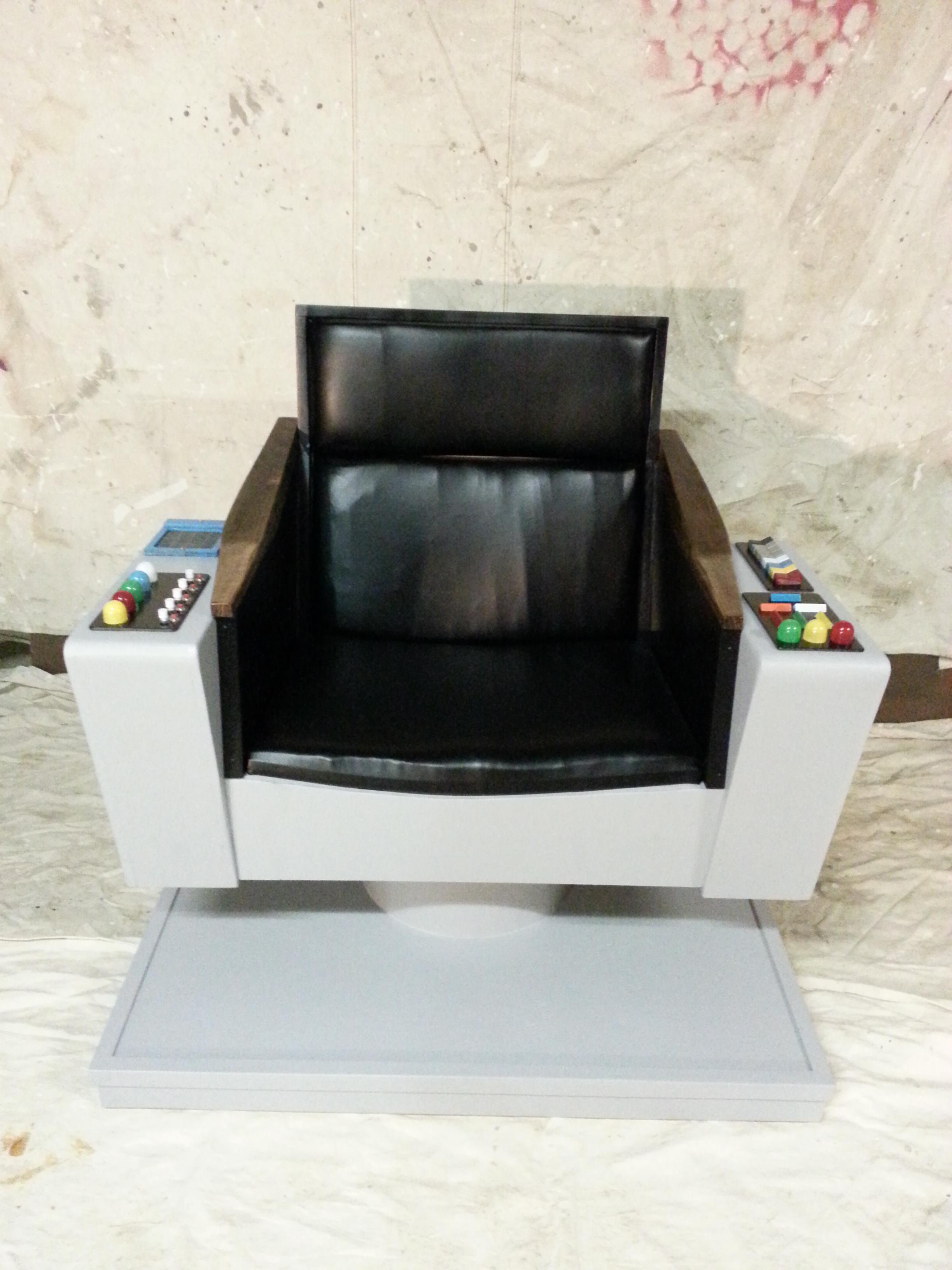 Captain Kirks Star Trek Chair With Sound : 7 Steps (with Pictures ...