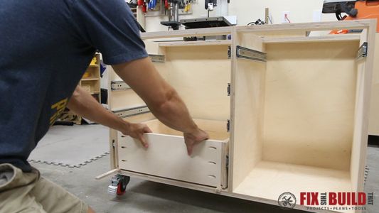 Mobile Tool Stand With Storage : 6 Steps (with Pictures) - Instructables