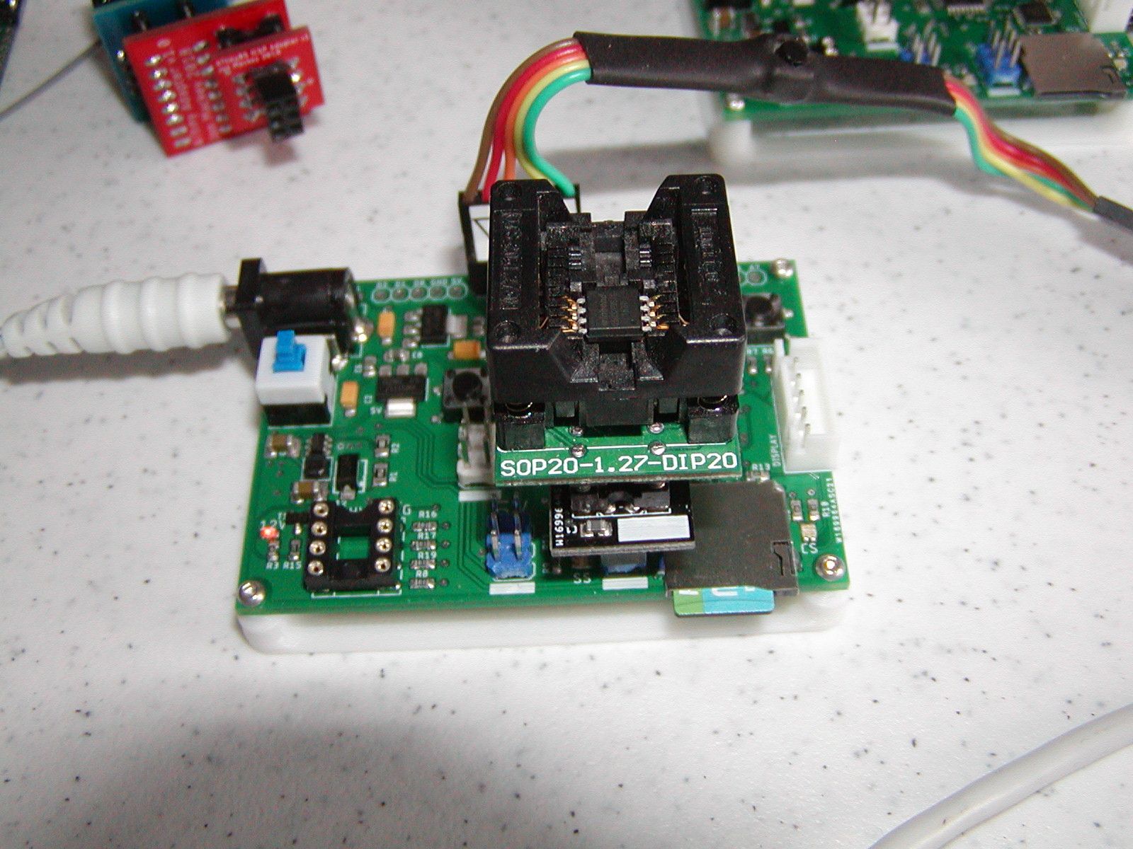 AVR Programmer W/High Voltage : 17 Steps - Instructables