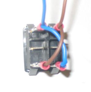 HOW TO: Wire a DPDT Rocker Switch for Reversing Polarity : 5 Steps ...