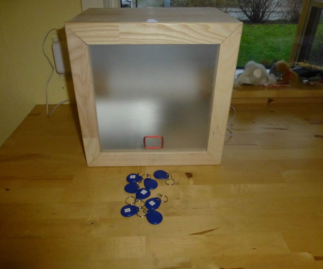 RGB - Led Strip 12 V Controlled by an ATtiny85 With an 125Khz RFID ...