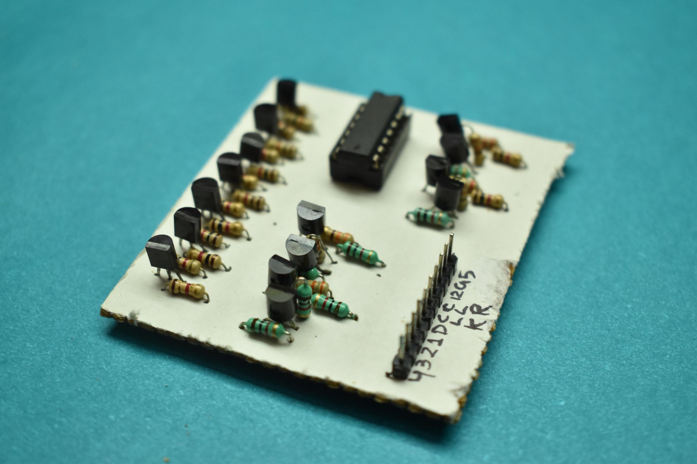 A Simple Clock : 11 Steps (with Pictures) - Instructables