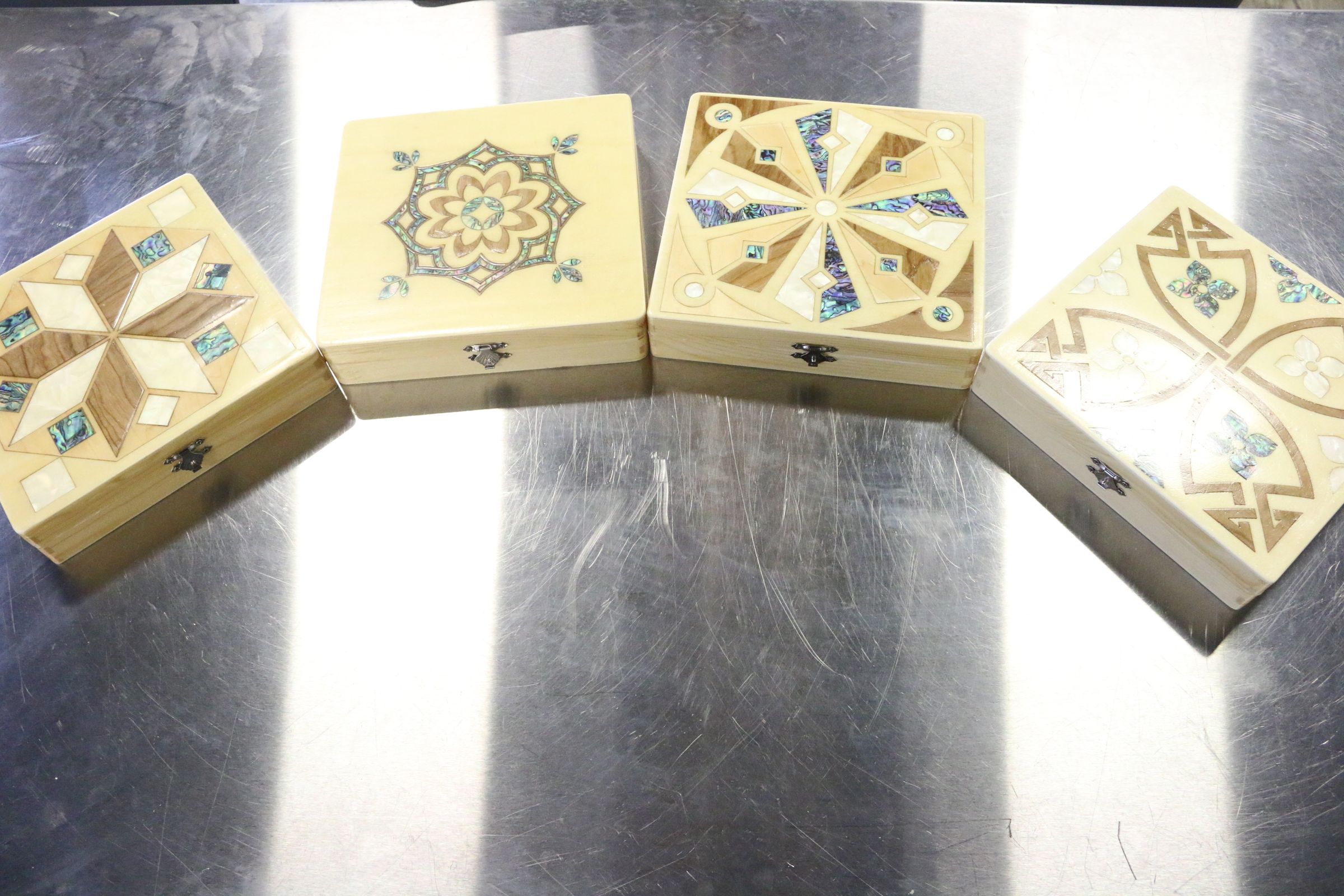 Laser Engraved Cigar Boxes With Wood Inlay : 13 Steps (with Pictures ...