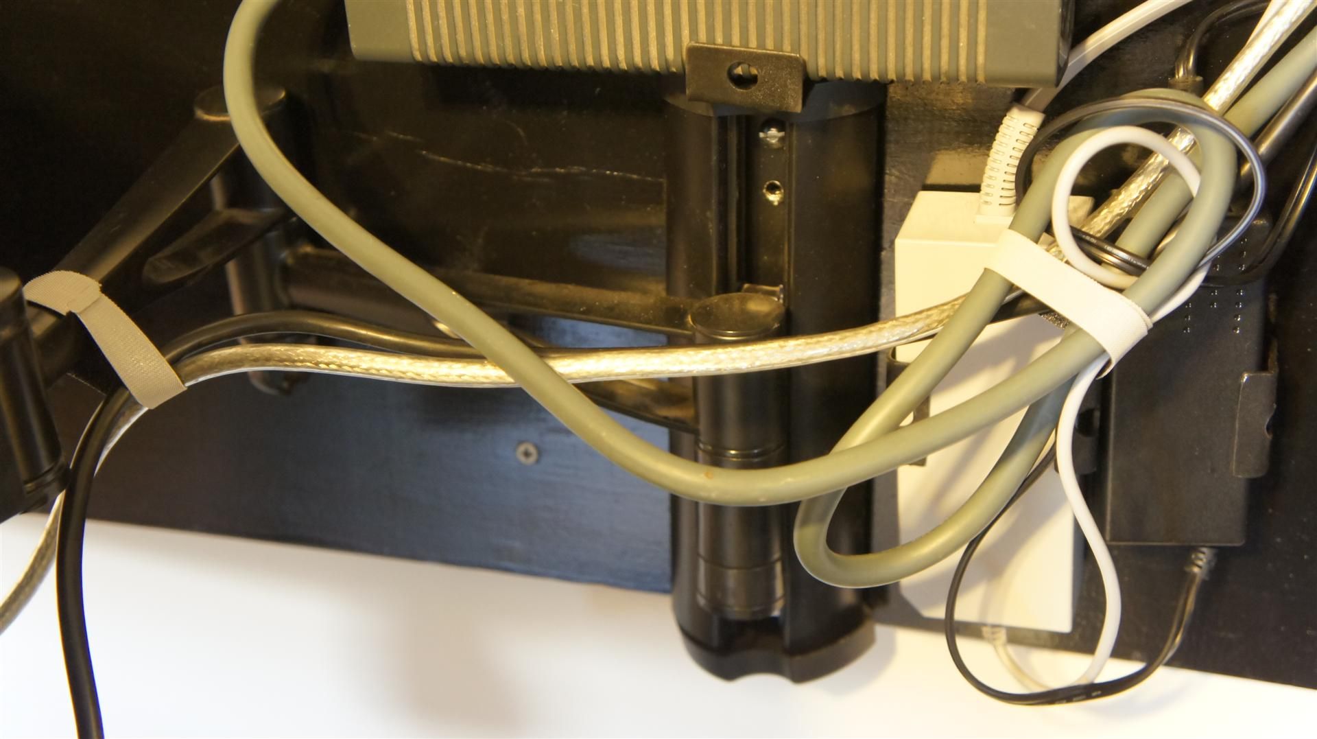 The Wall (wall Mount Your Game Consoles / Monitors / Devices) : 10 ...