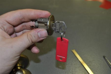How to Re-Pin a Lock Without Original Key : 6 Steps (with Pictures ...