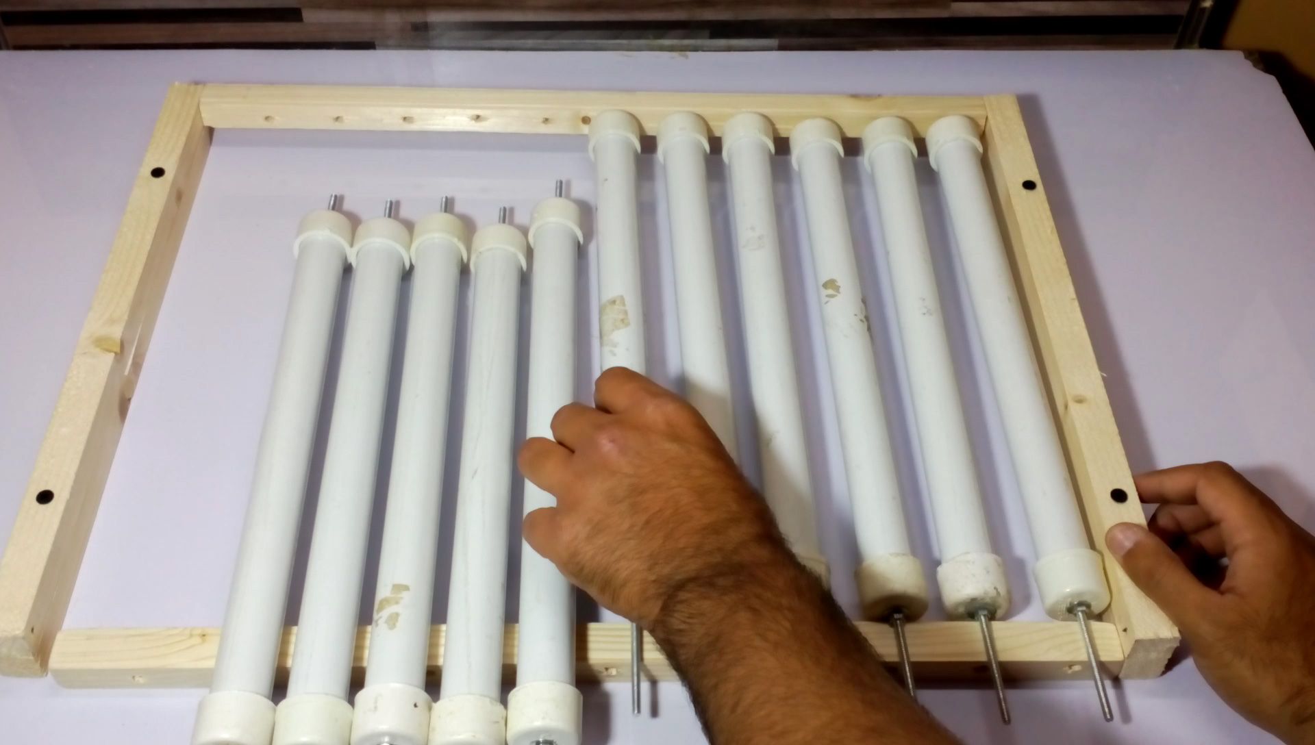 Automatic Egg Turner for Incubator : 9 Steps (with Pictures ...