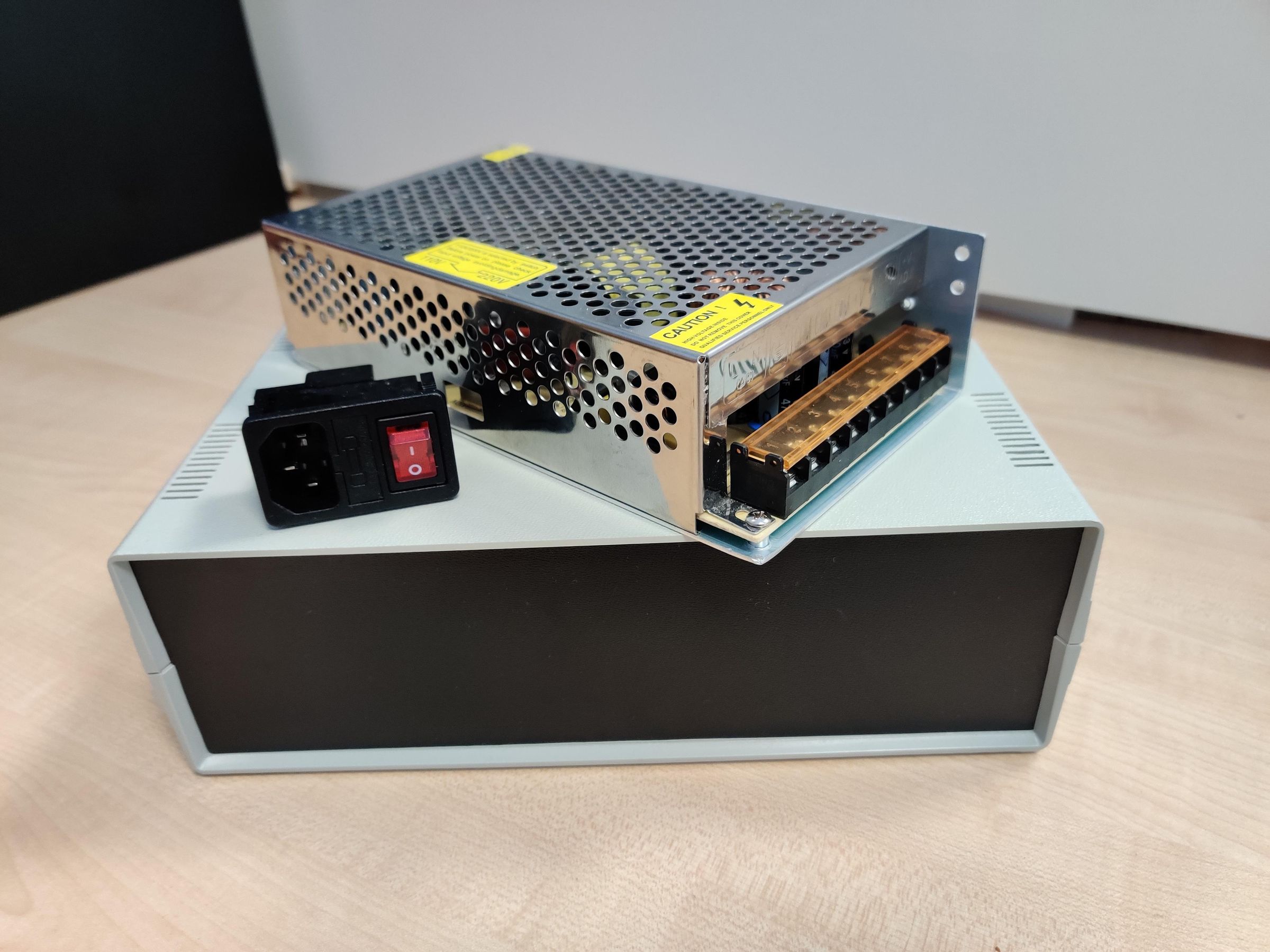 Power Supply With PWM Generator and Load Switch : 5 Steps (with ...