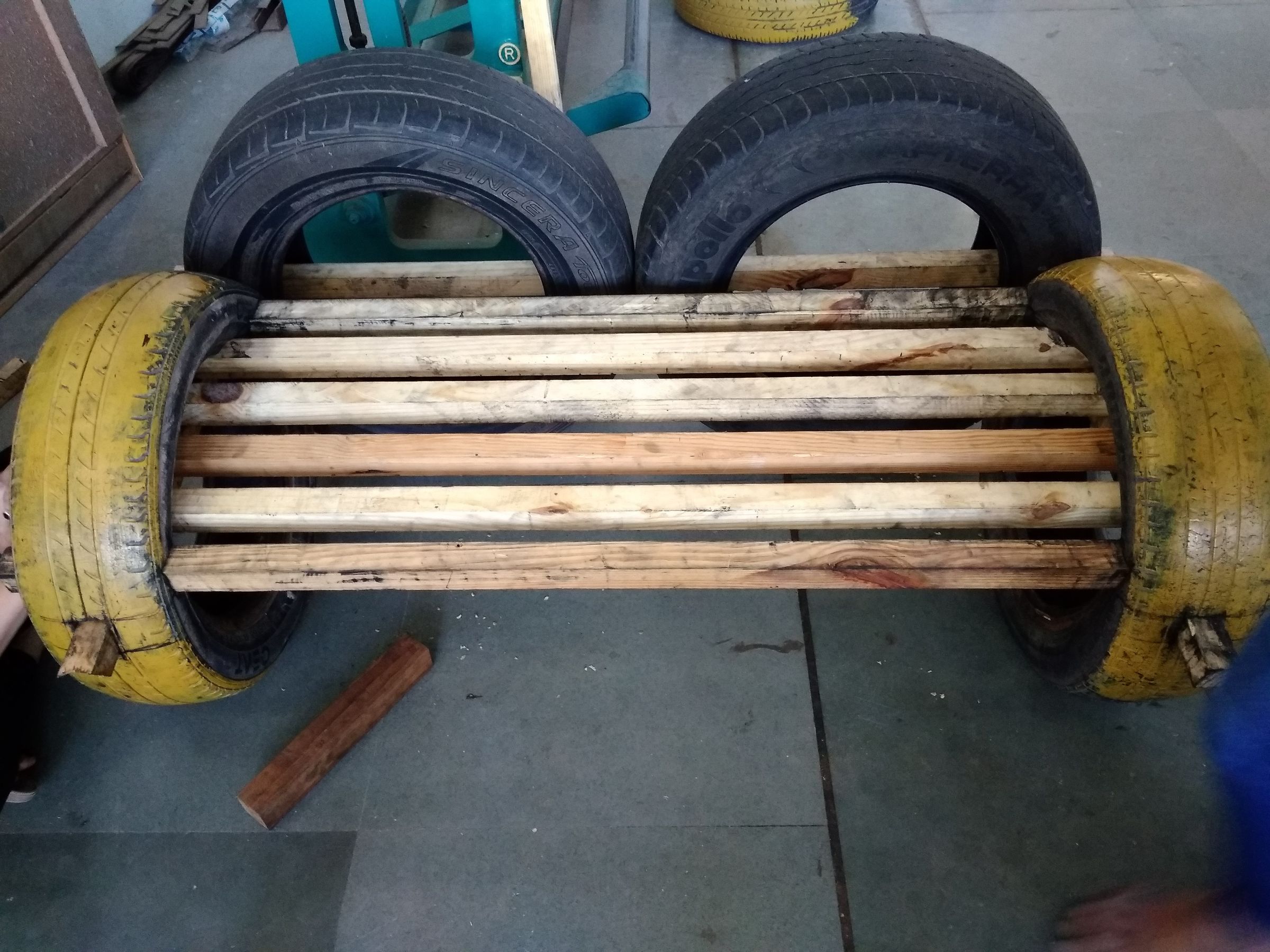 Bench on Wheels : 5 Steps (with Pictures) - Instructables