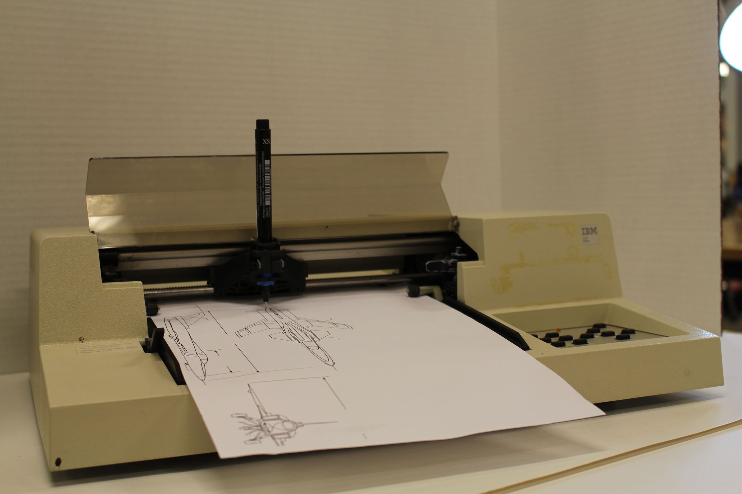 Pen plotter