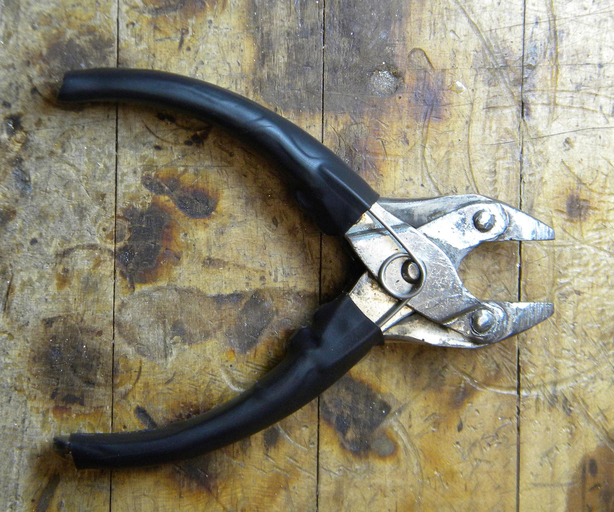 How to Add Springs to Parallel Pliers : 3 Steps (with Pictures ...