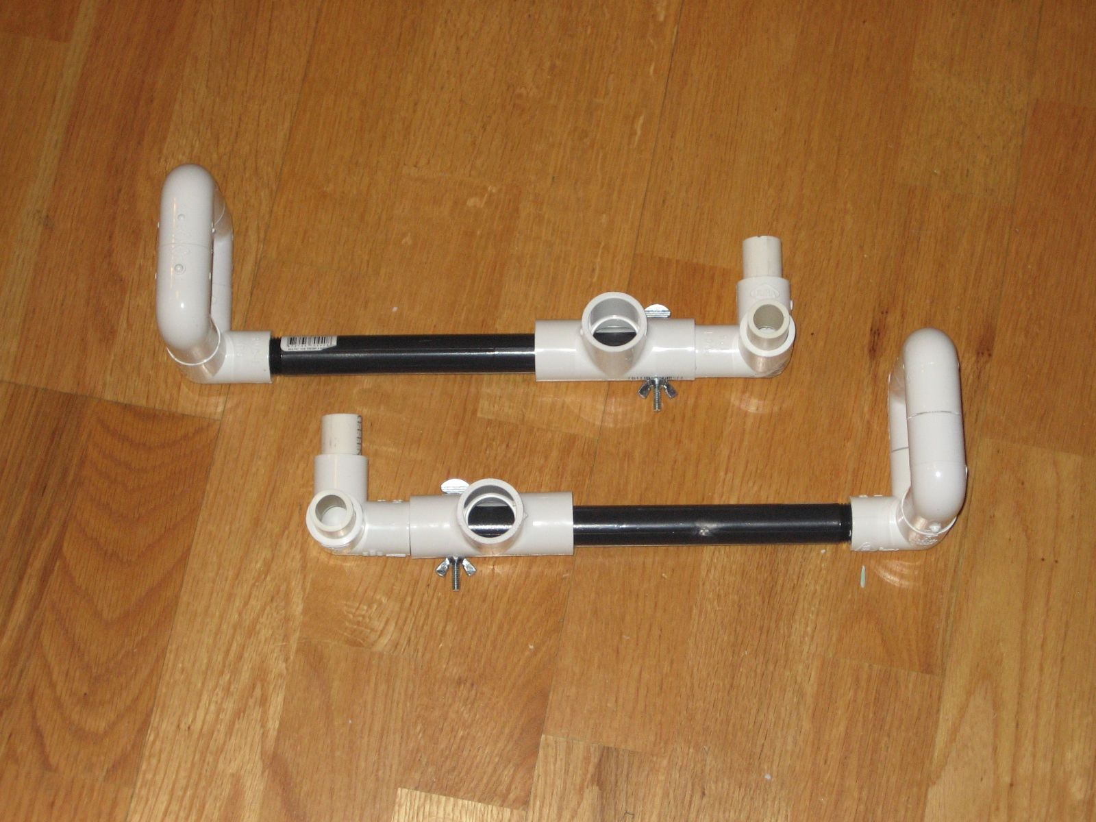 Footrest Helps Kids Sit Comfortably at the Table : 6 Steps (with ...