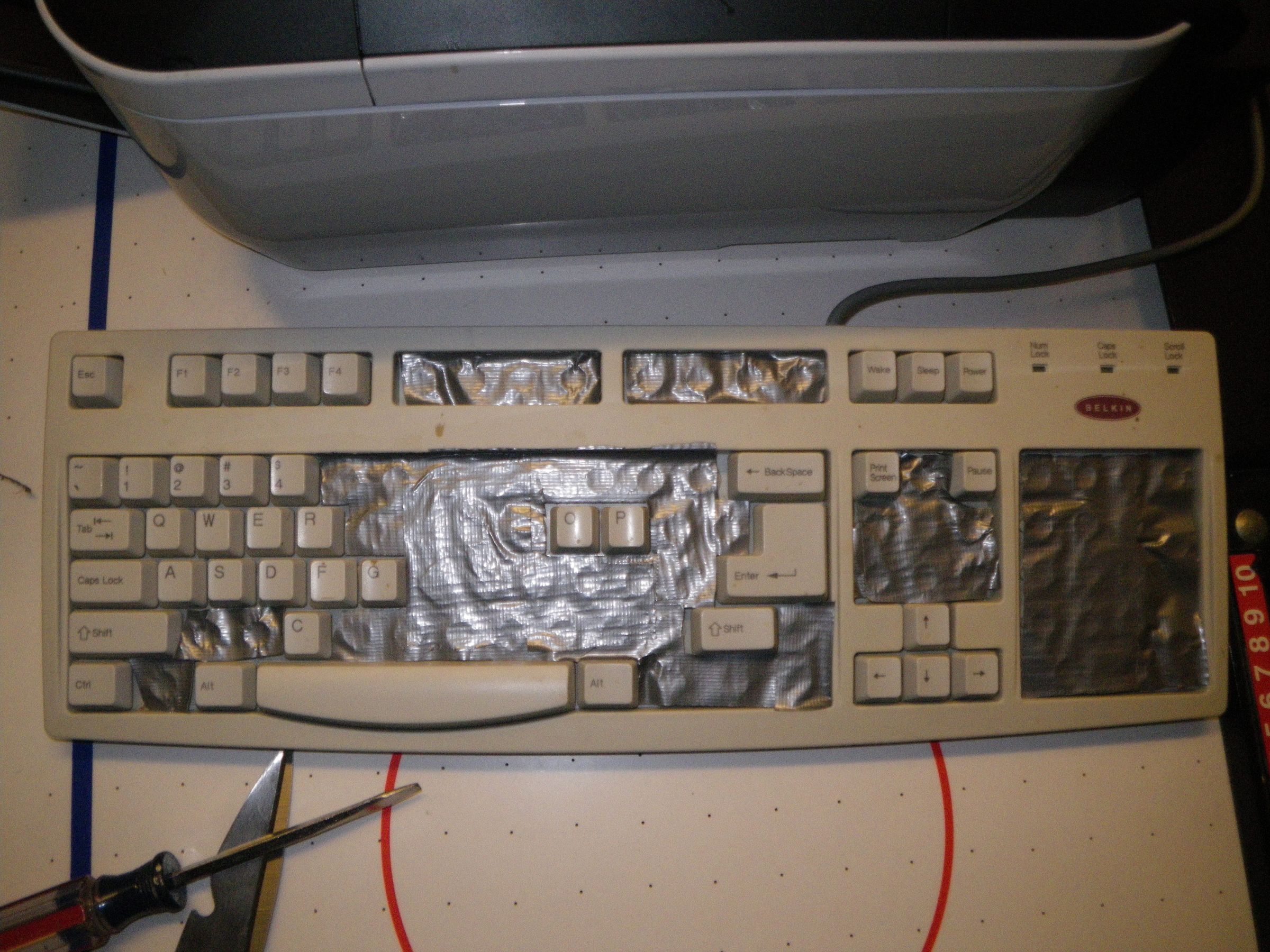 Old Keyboard Transormed Into Custom Gaming Keyboard : 5 Steps ...