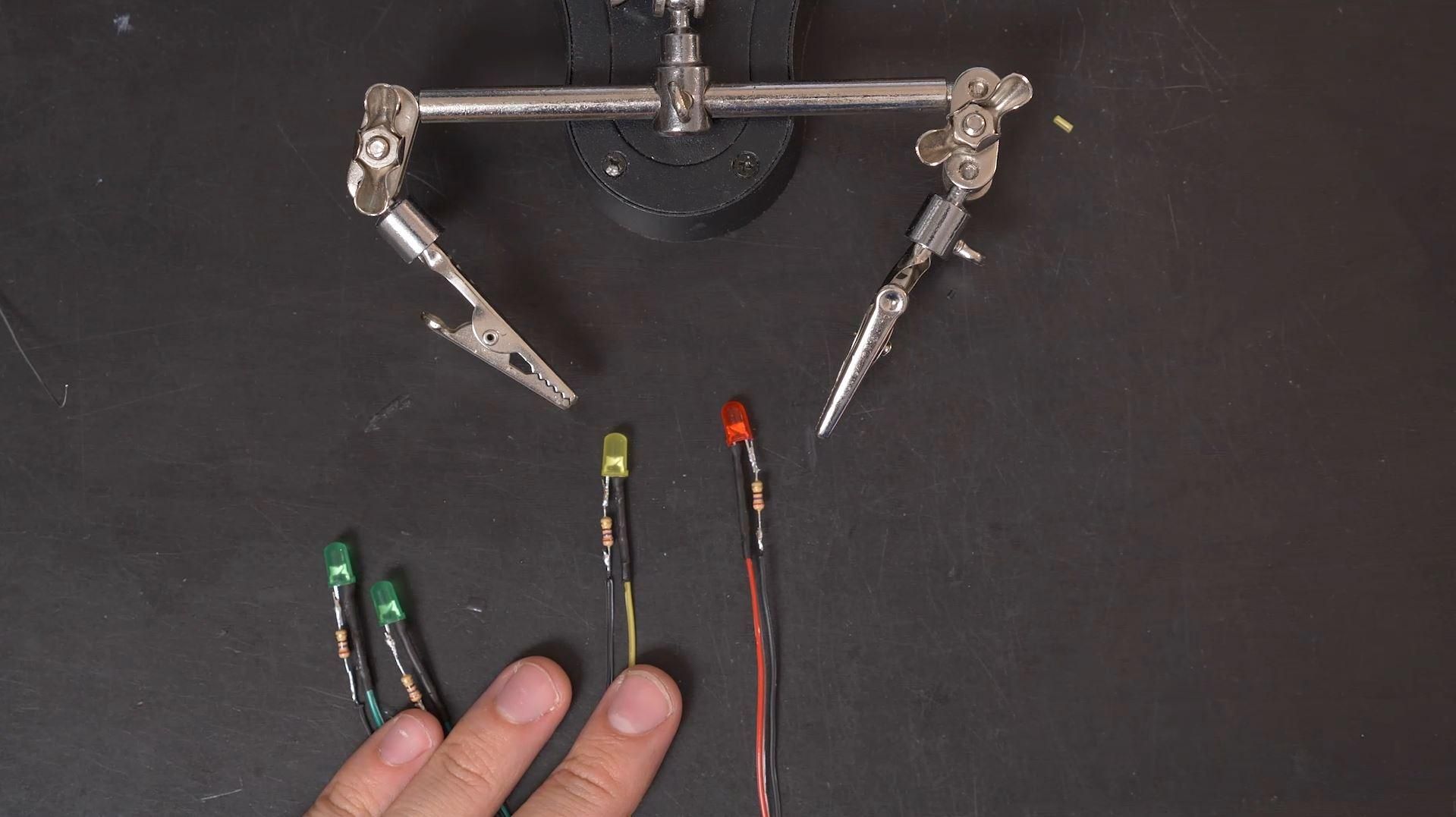 Futuristic Clock BTTF Style : 14 Steps (with Pictures) - Instructables