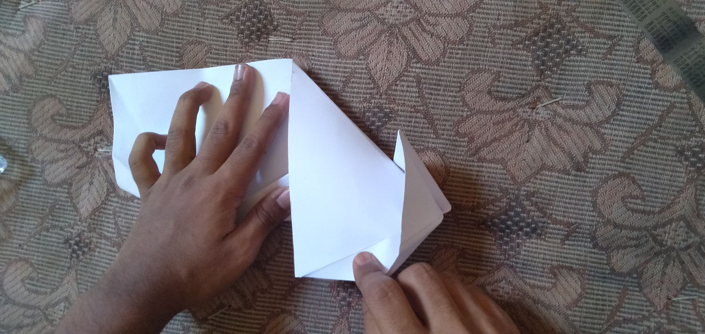 DIY Paper Stand for Smartphone (No Glue ) : 5 Steps - Instructables