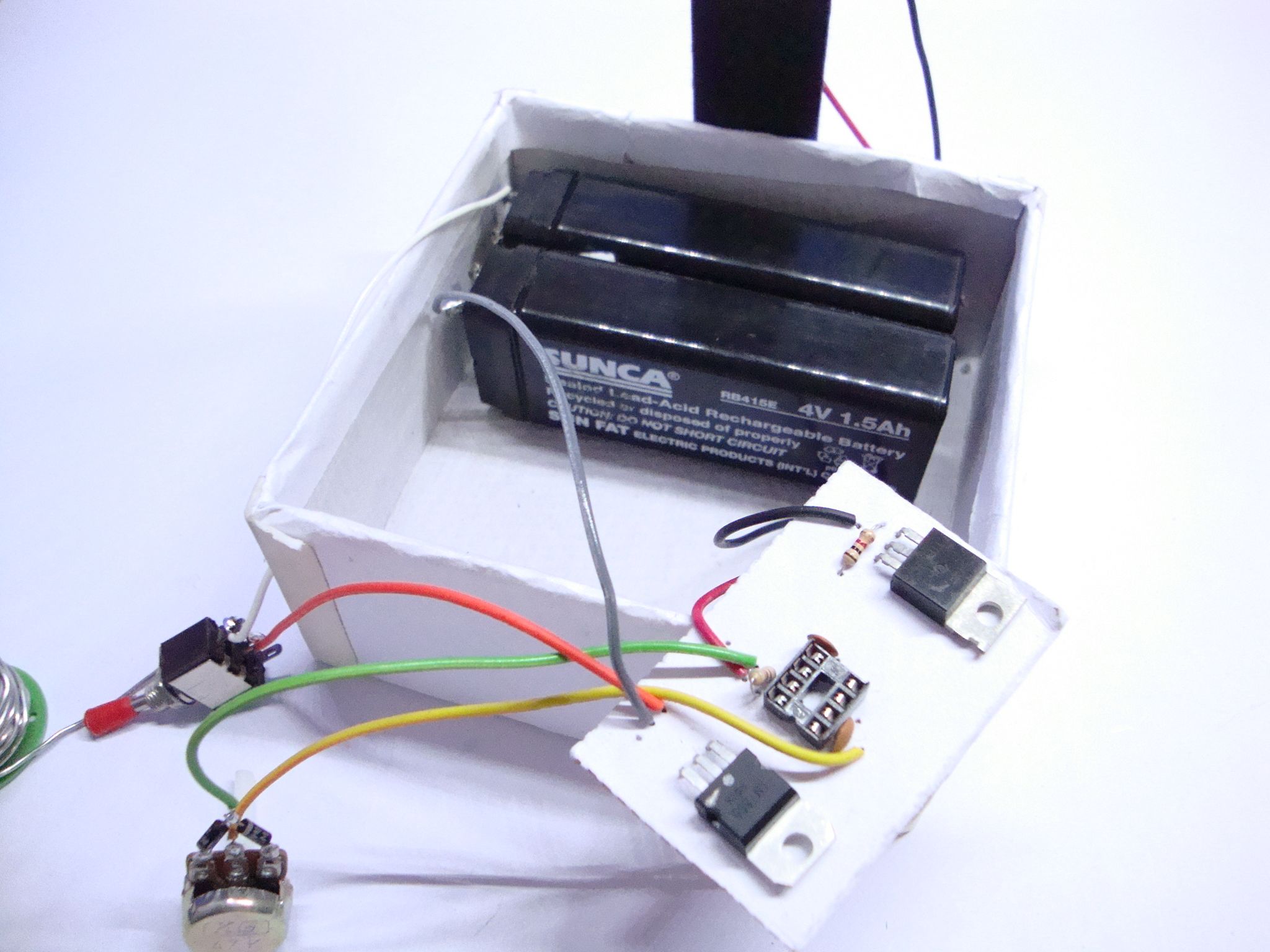 Make Your Own Desktop LED Lamp : 26 Steps (with Pictures) - Instructables