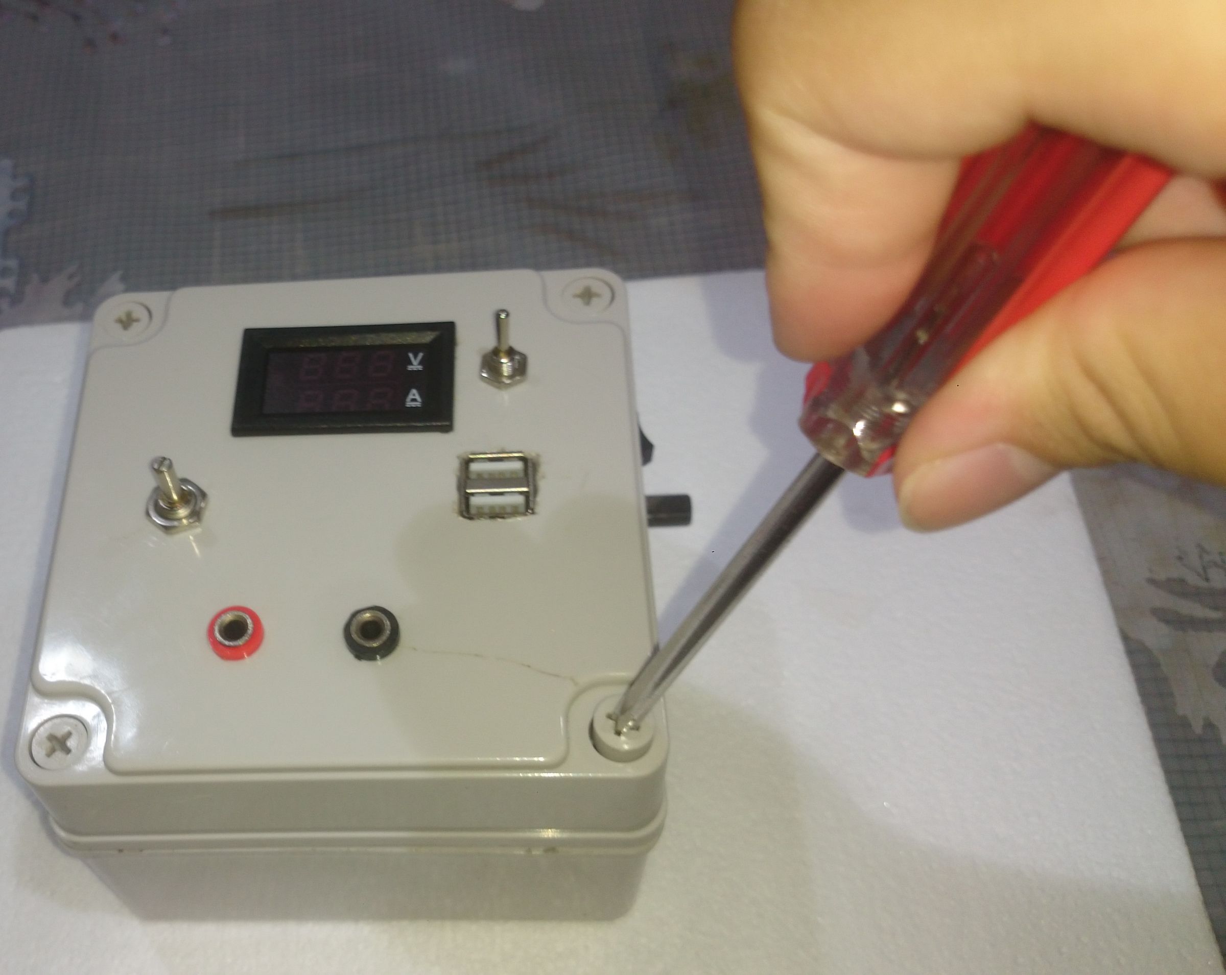 DIY Hand-spin Generator Power Supply : 9 Steps (with Pictures ...