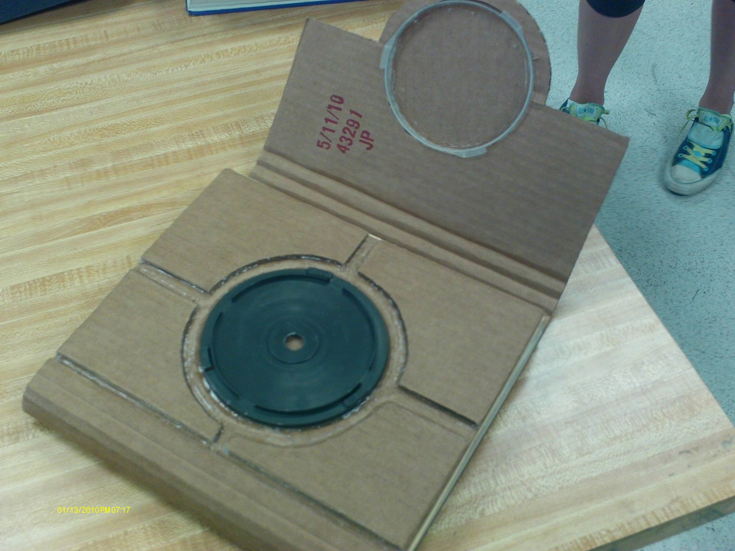 The Amazing Twist-Locking Cardboard Sketchbook : 10 Steps (with ...