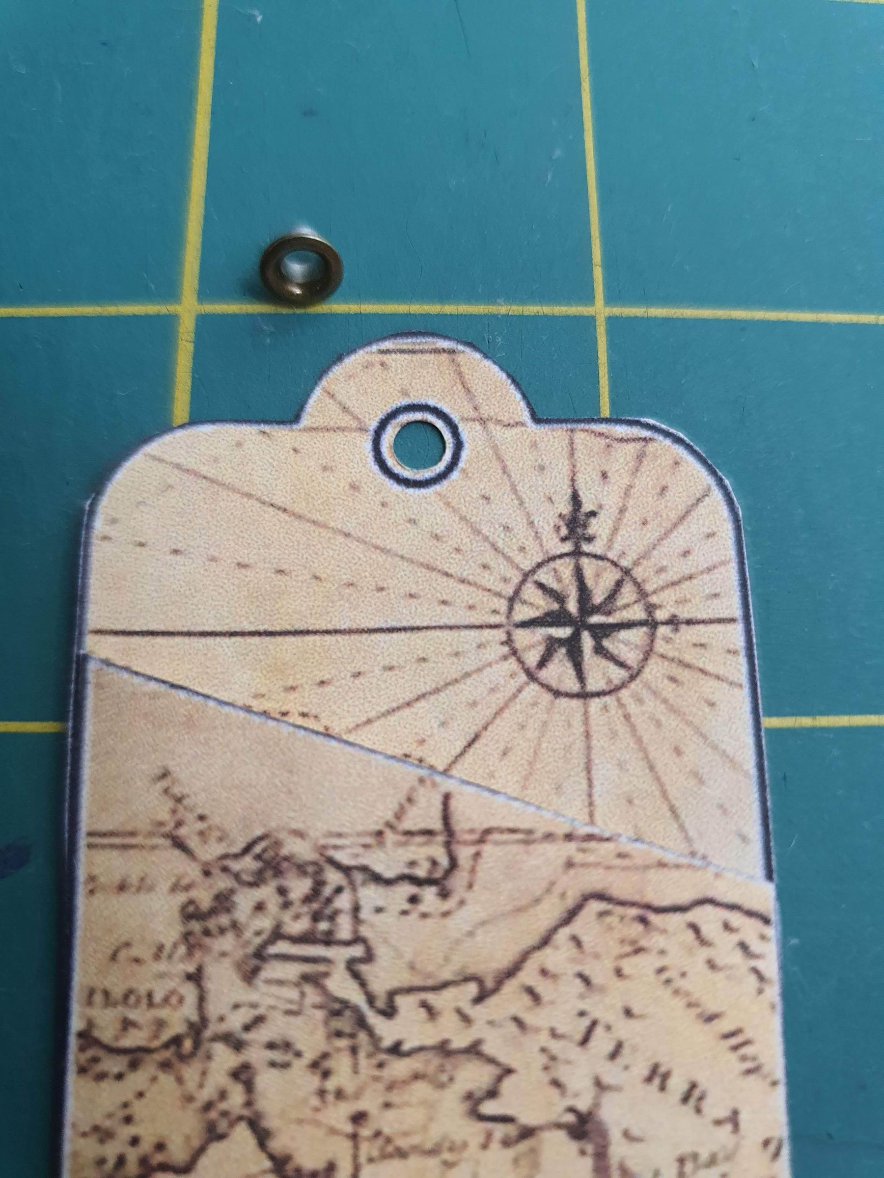 Travel Inspired Gift Tags and Tag Holders : 3 Steps (with Pictures ...