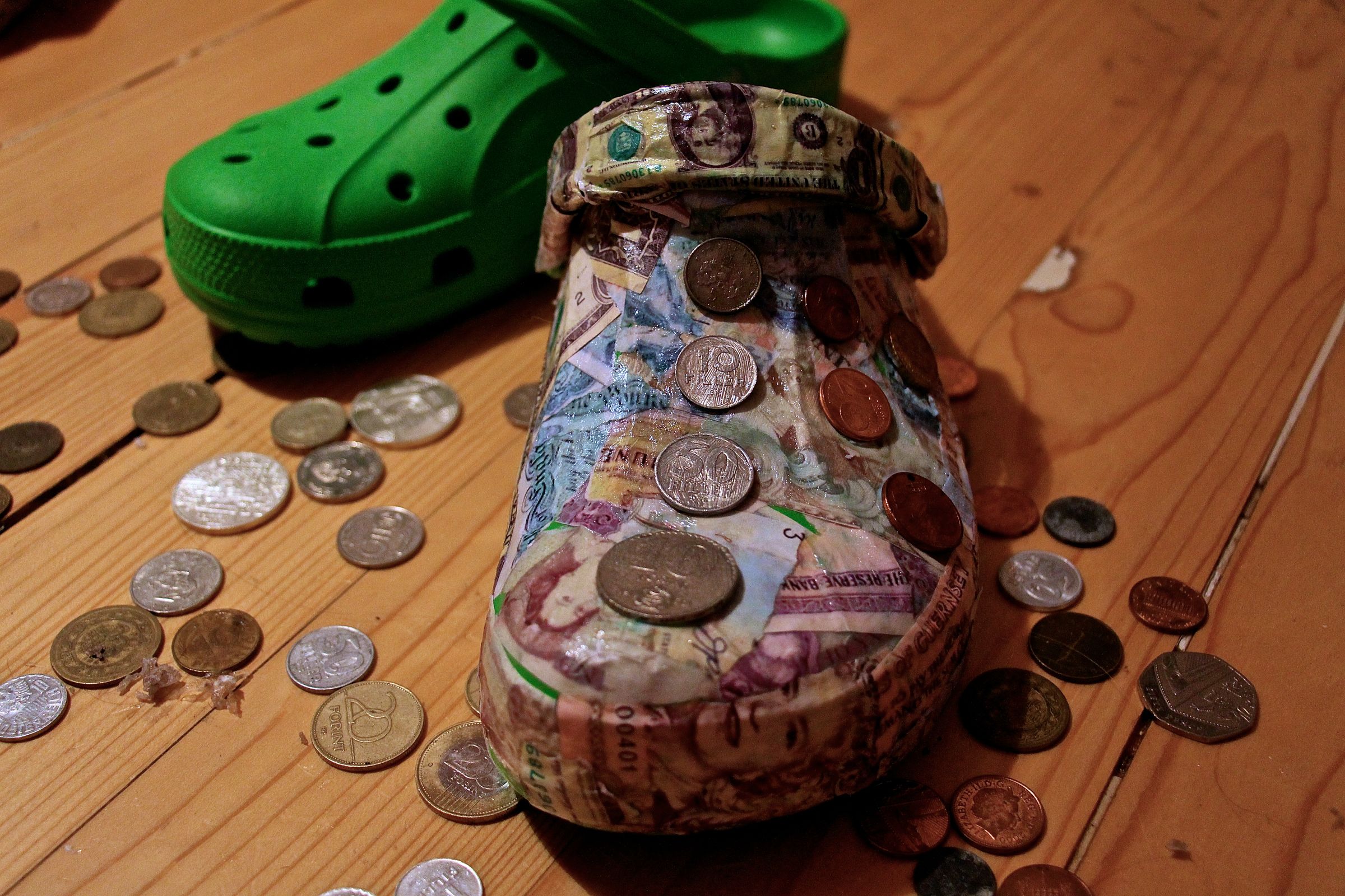 Pimp Up Your Crocs : 3 Steps - Instructables