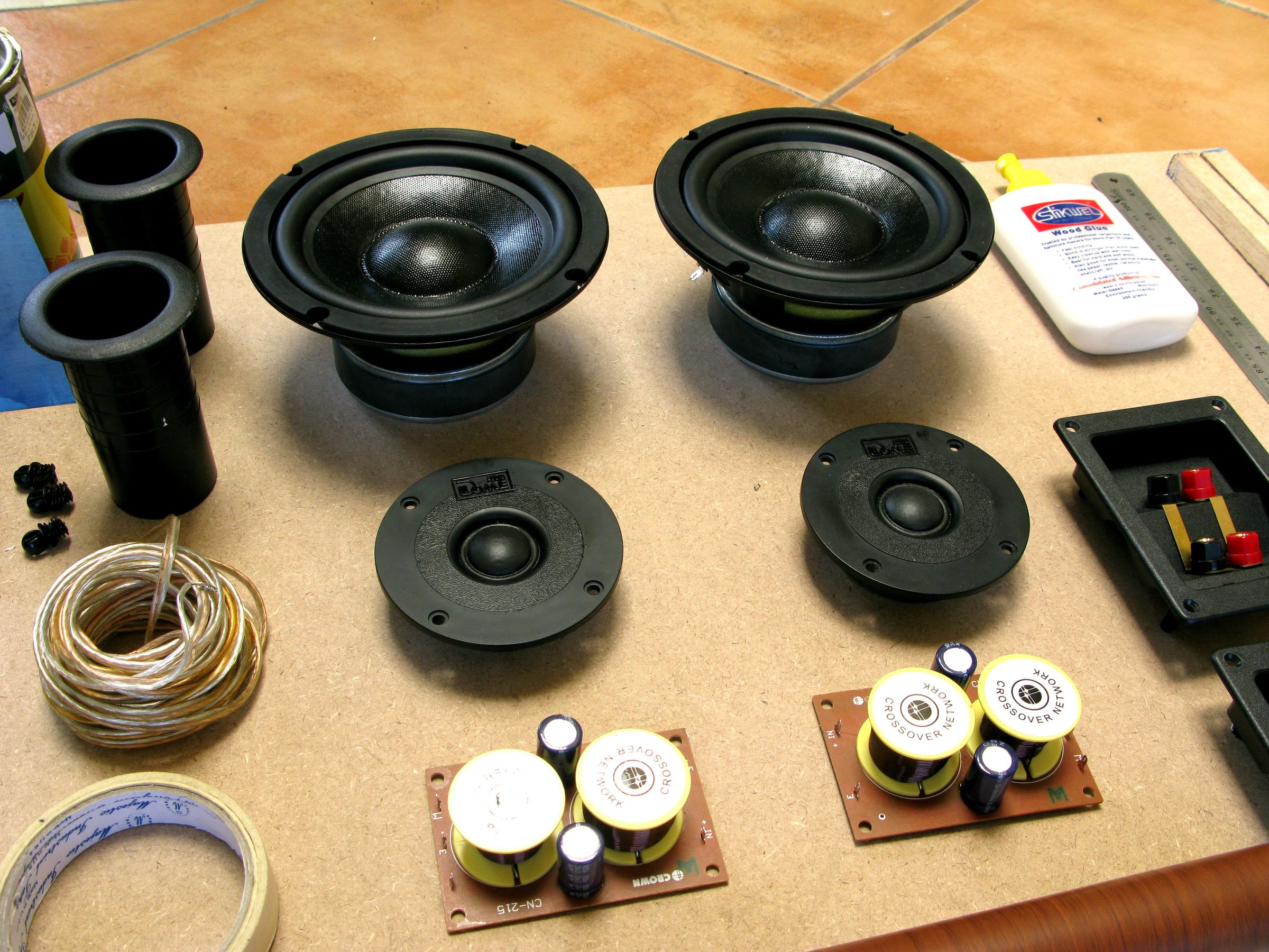 DIY HiFi Bookshelf Speakers (Studio Reference) : 11 Steps (with ...