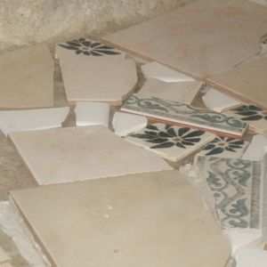 Broken Tile Mosaic Counter : 4 Steps (with Pictures) - Instructables