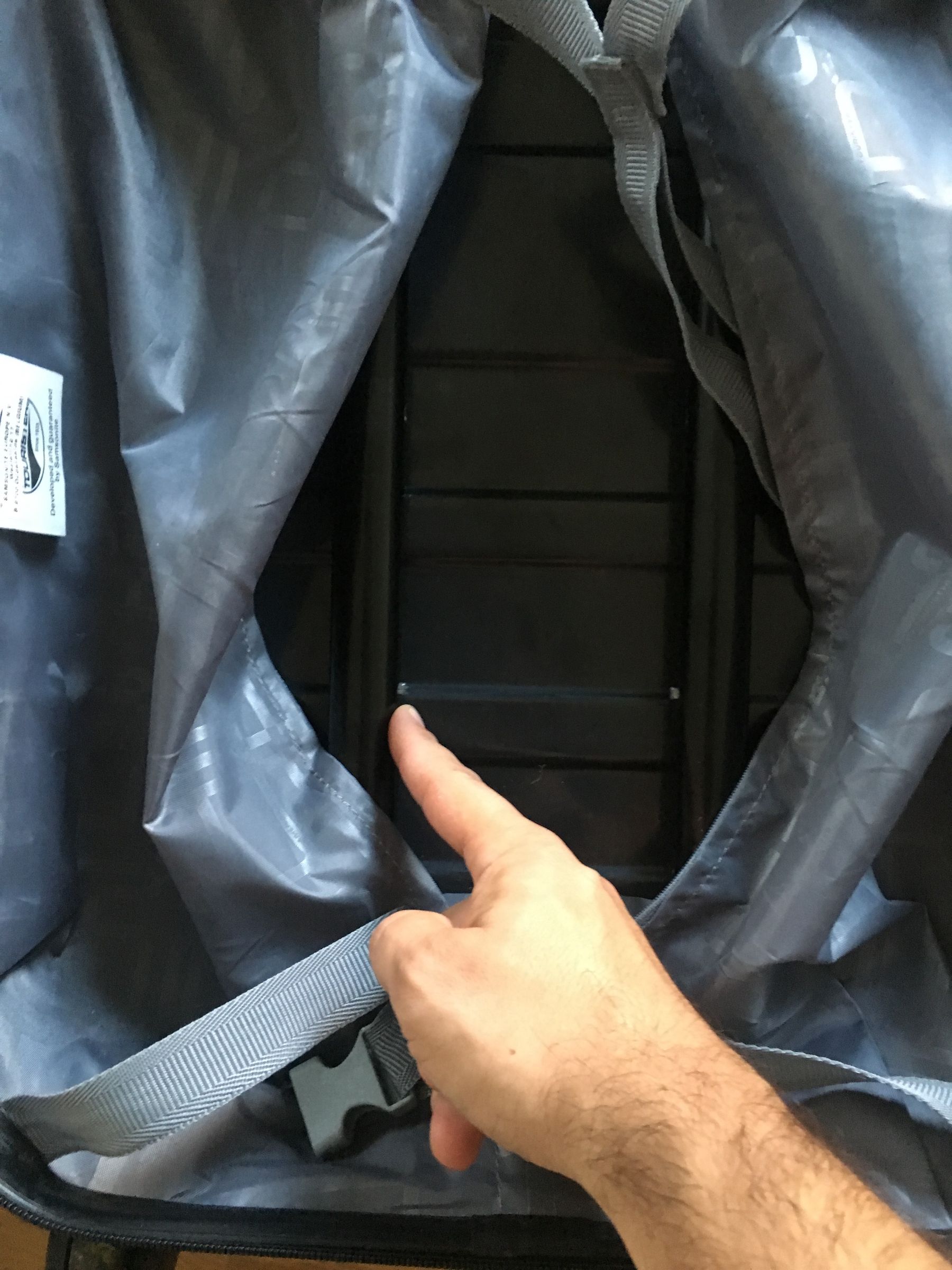 Luggage Handle Quick Fix : 4 Steps (with Pictures) - Instructables