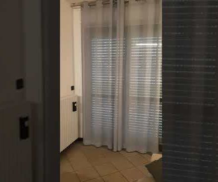 Living Room for Movie With Shelly : 4 Steps - Instructables