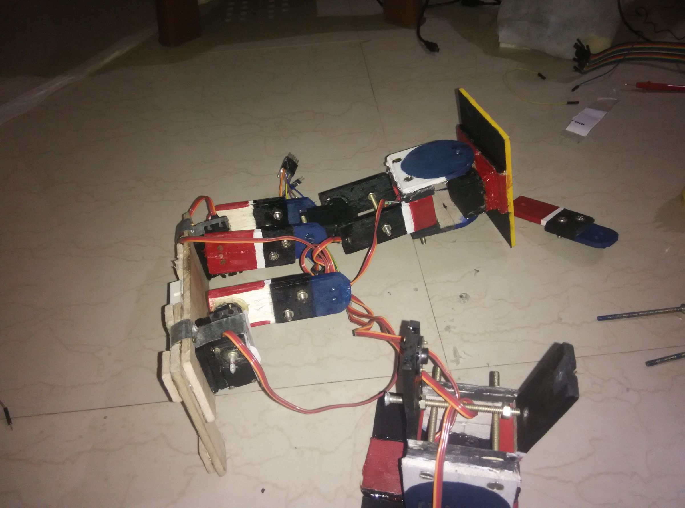 Biped Robot : 6 Steps (with Pictures) - Instructables