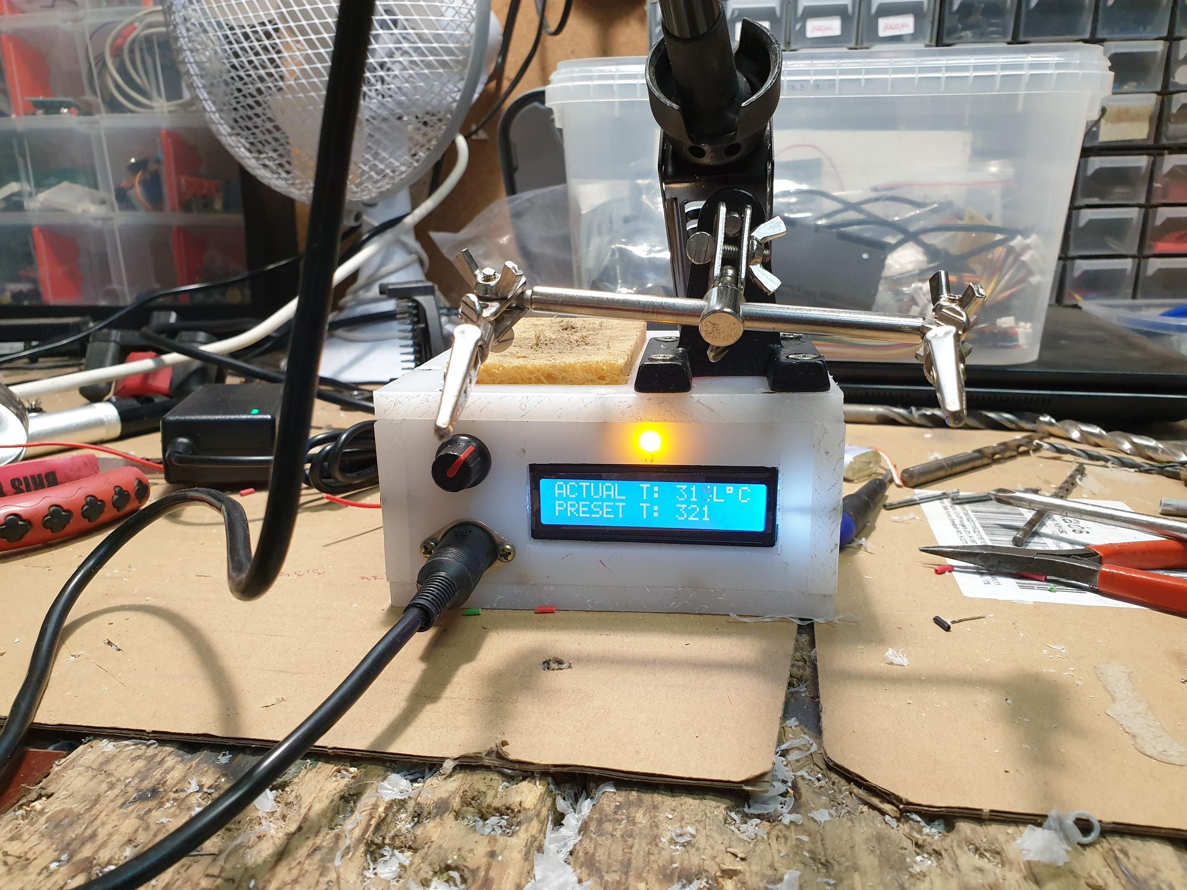 DIY Digital Soldering Station (Hakko 907) : 17 Steps (with Pictures) - Instructables