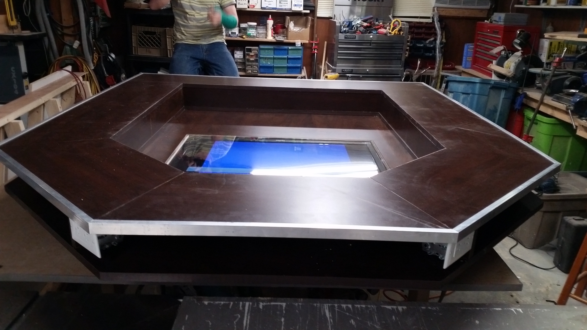 Game Table : 6 Steps - Instructables