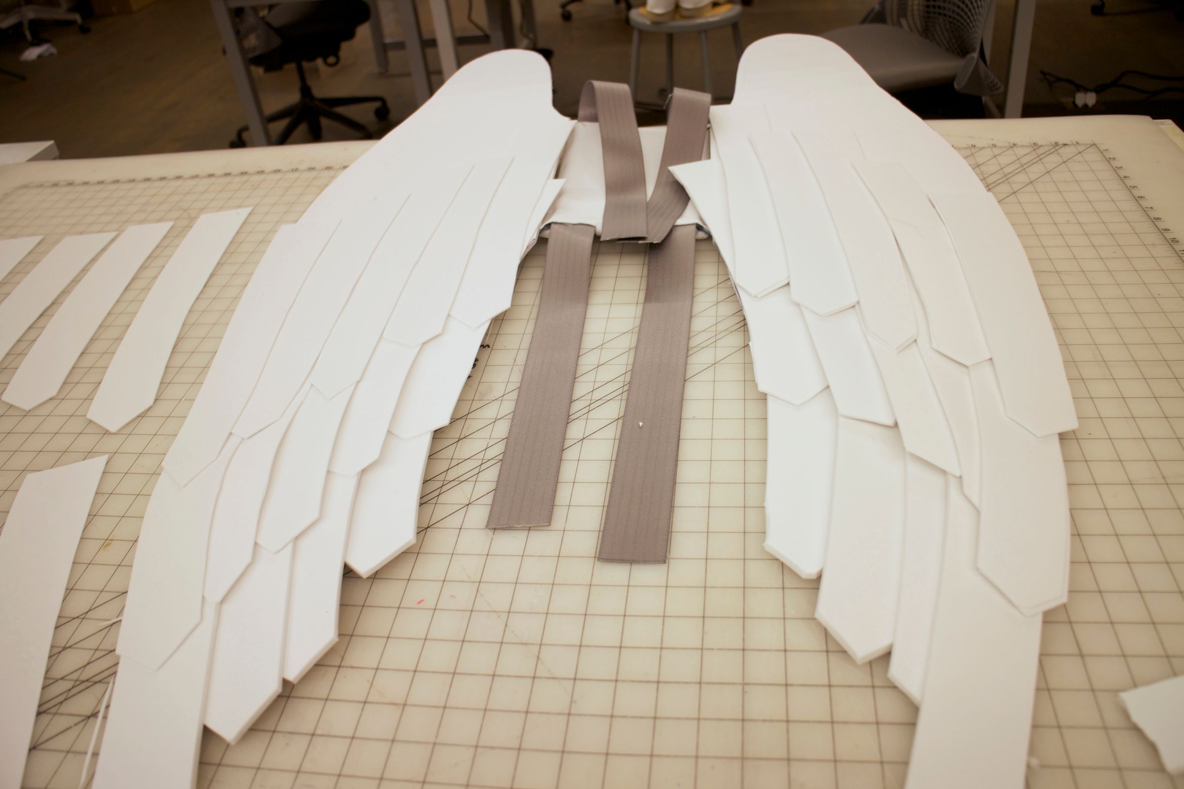 How to Make Costume Wings : 8 Steps (with Pictures) - Instructables