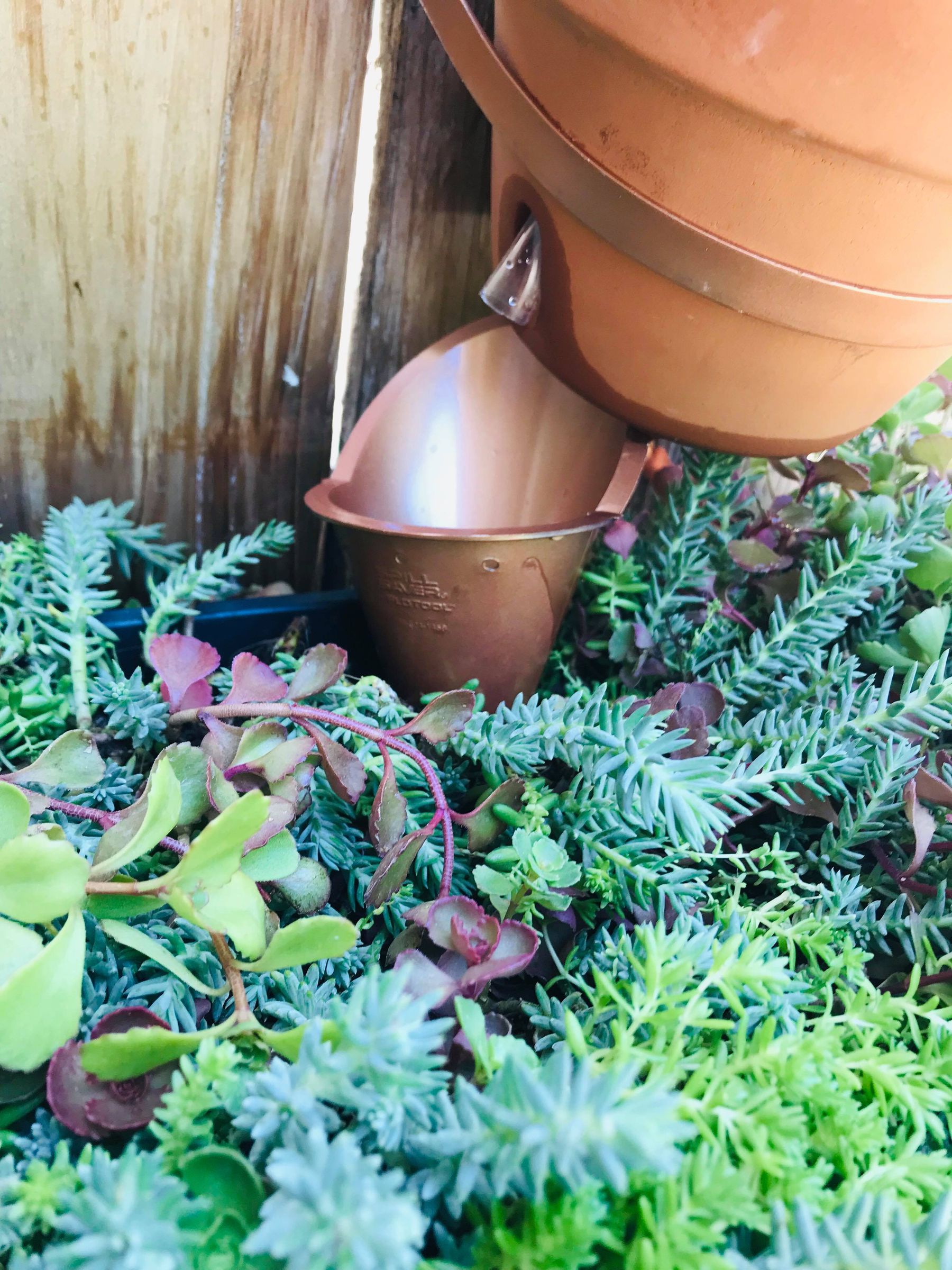Circulating Self Watering Vertical Planter : 8 Steps (with Pictures ...
