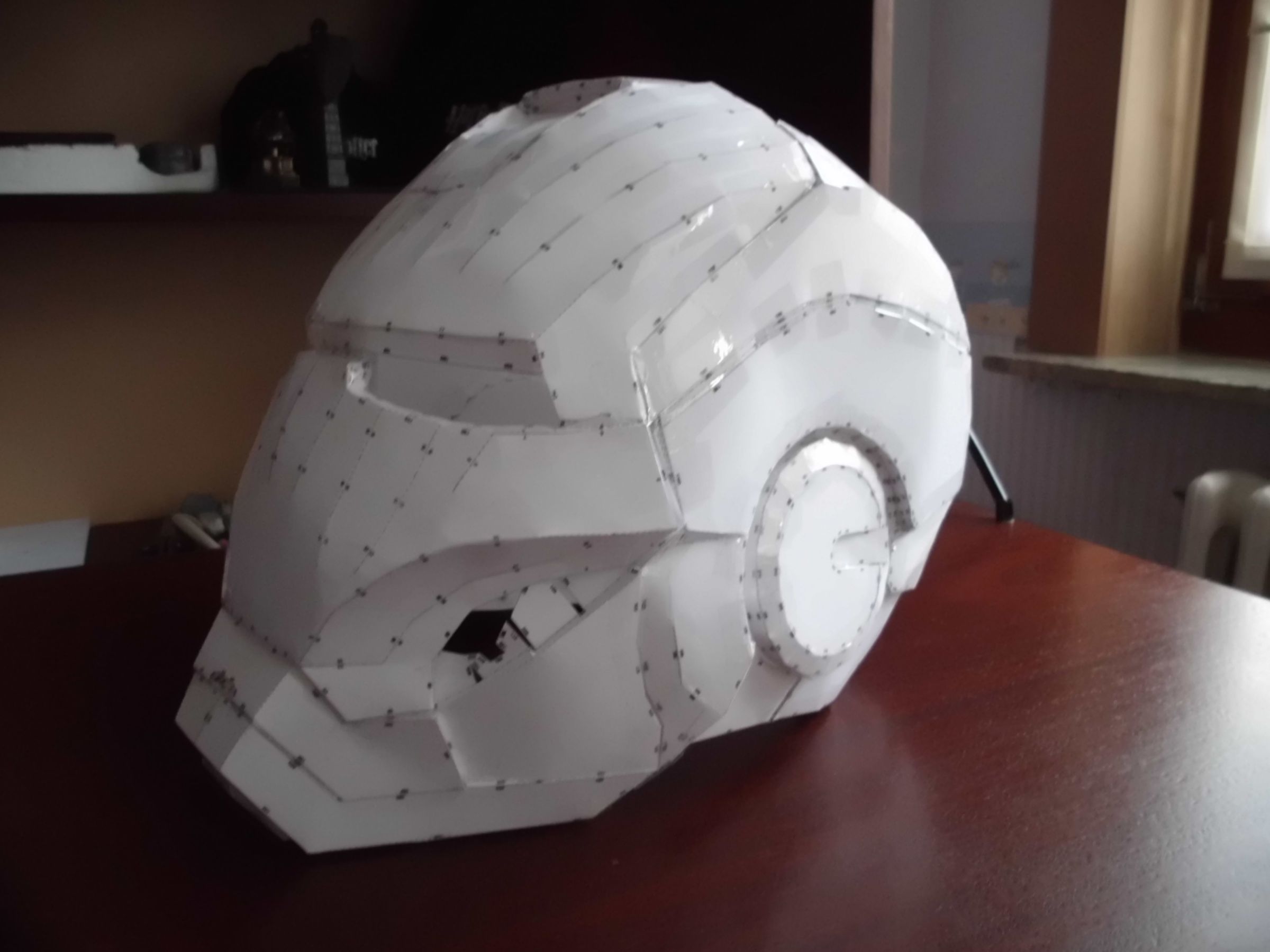 Iron Man Pepakura Paper Suit : 7 Steps - Instructables