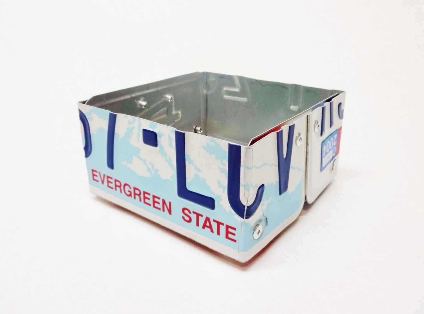 3 Things to Make From Old License Plates : 20 Steps (with Pictures ...