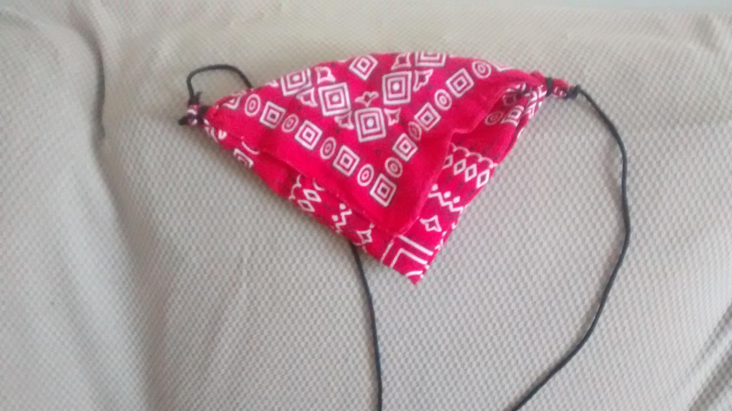 Bandana Sling Pack : 4 Steps (with Pictures) - Instructables
