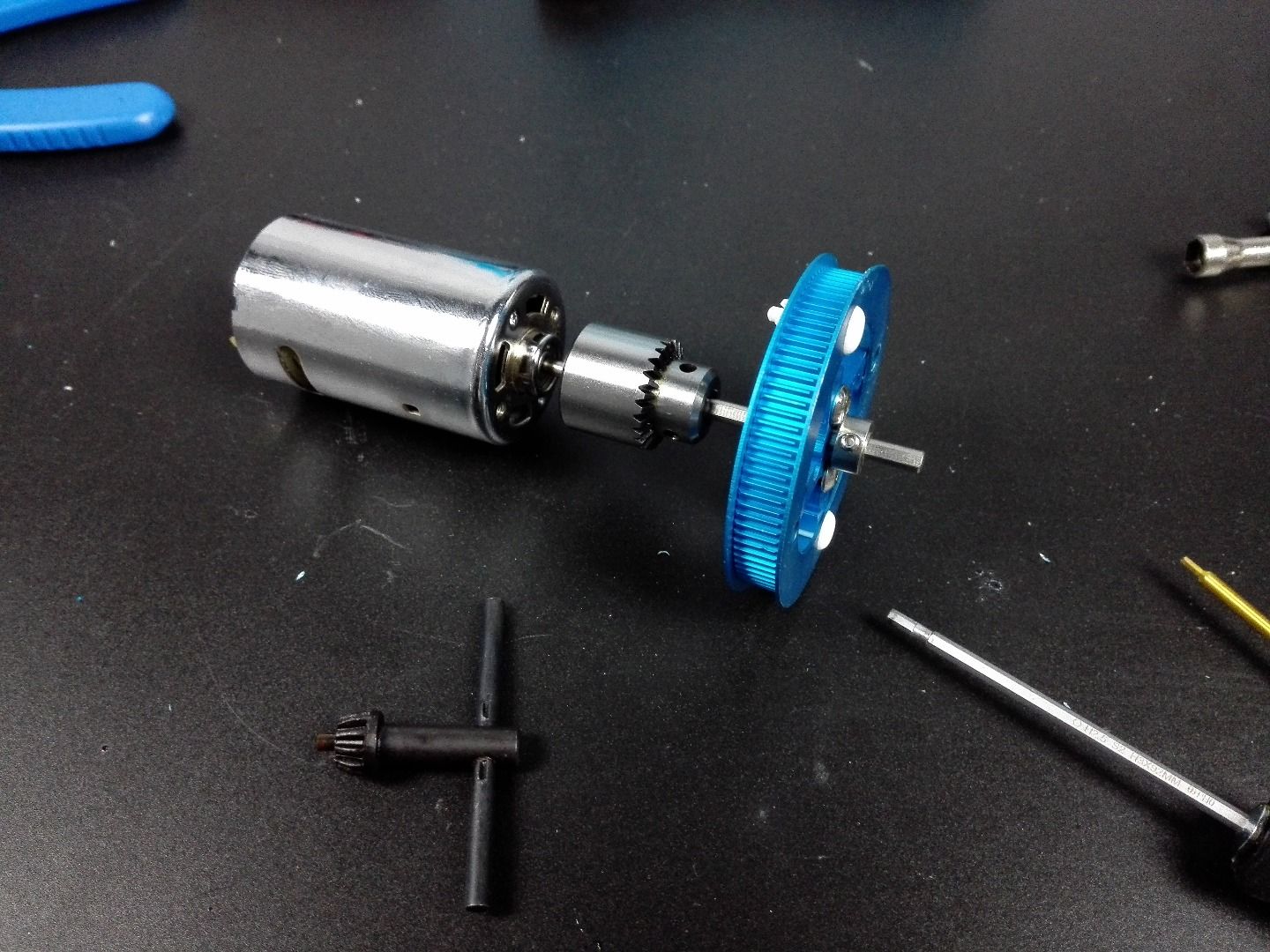 How to Make a Ball Launcher : 38 Steps (with Pictures) - Instructables