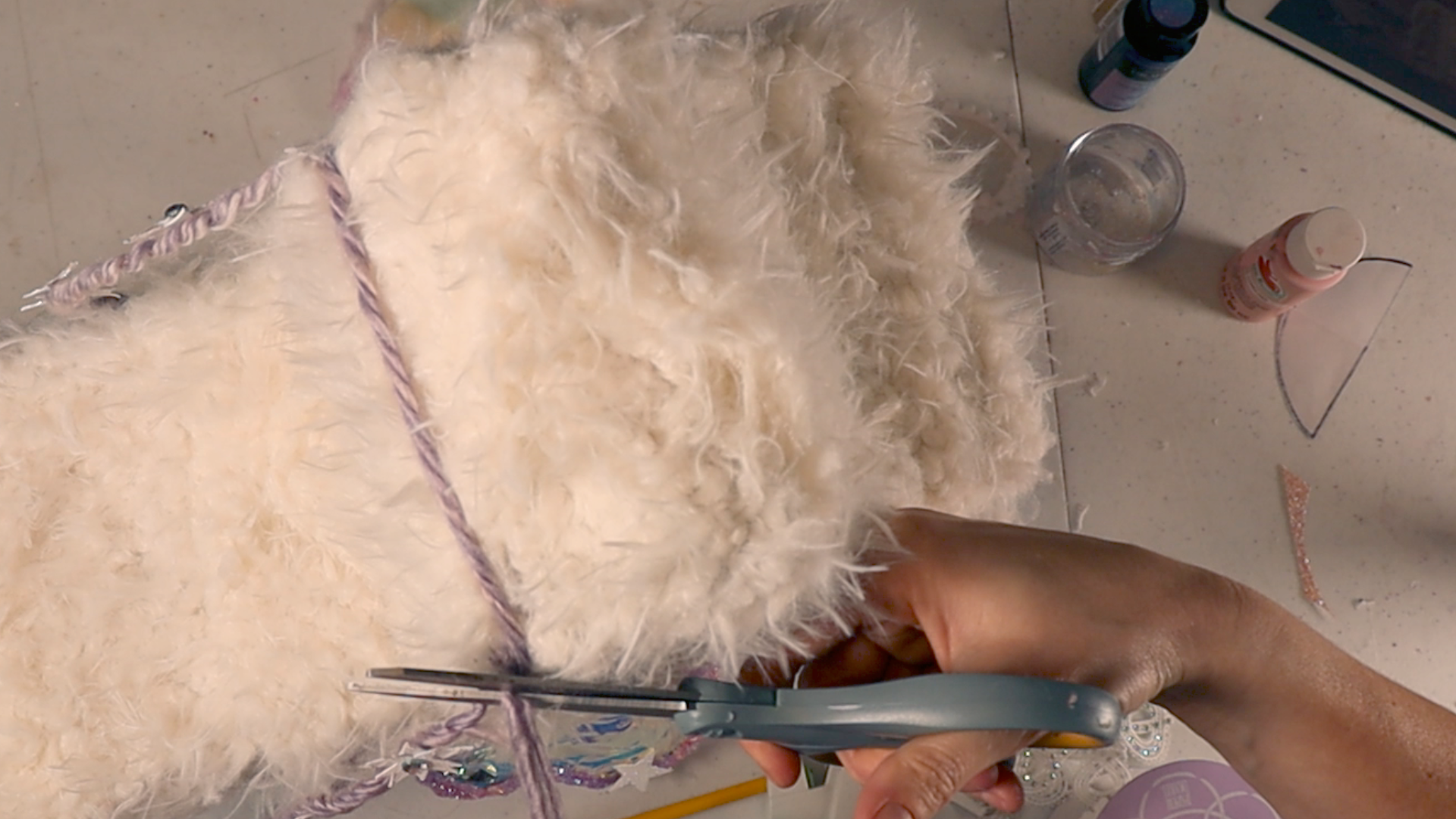 How to Make a Pinata : 19 Steps (with Pictures) - Instructables
