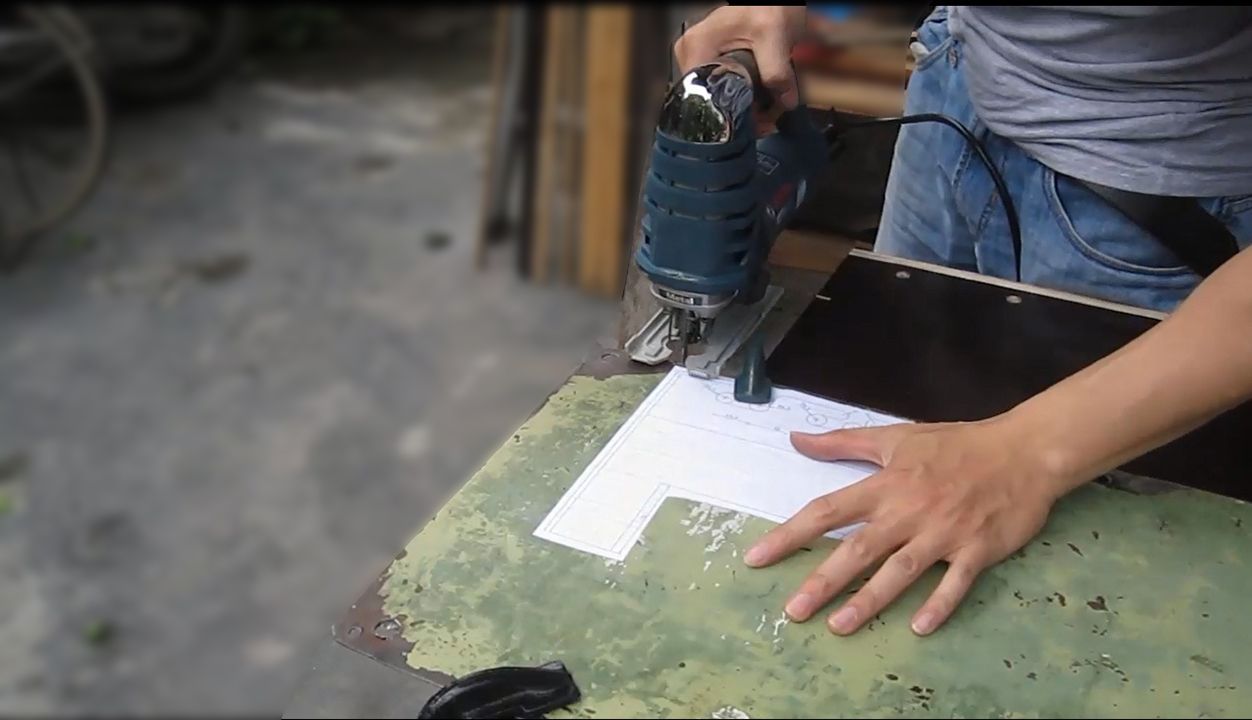 How to Make a Table Saw - Anti KickBack for DIY Table Saw - Guard ...