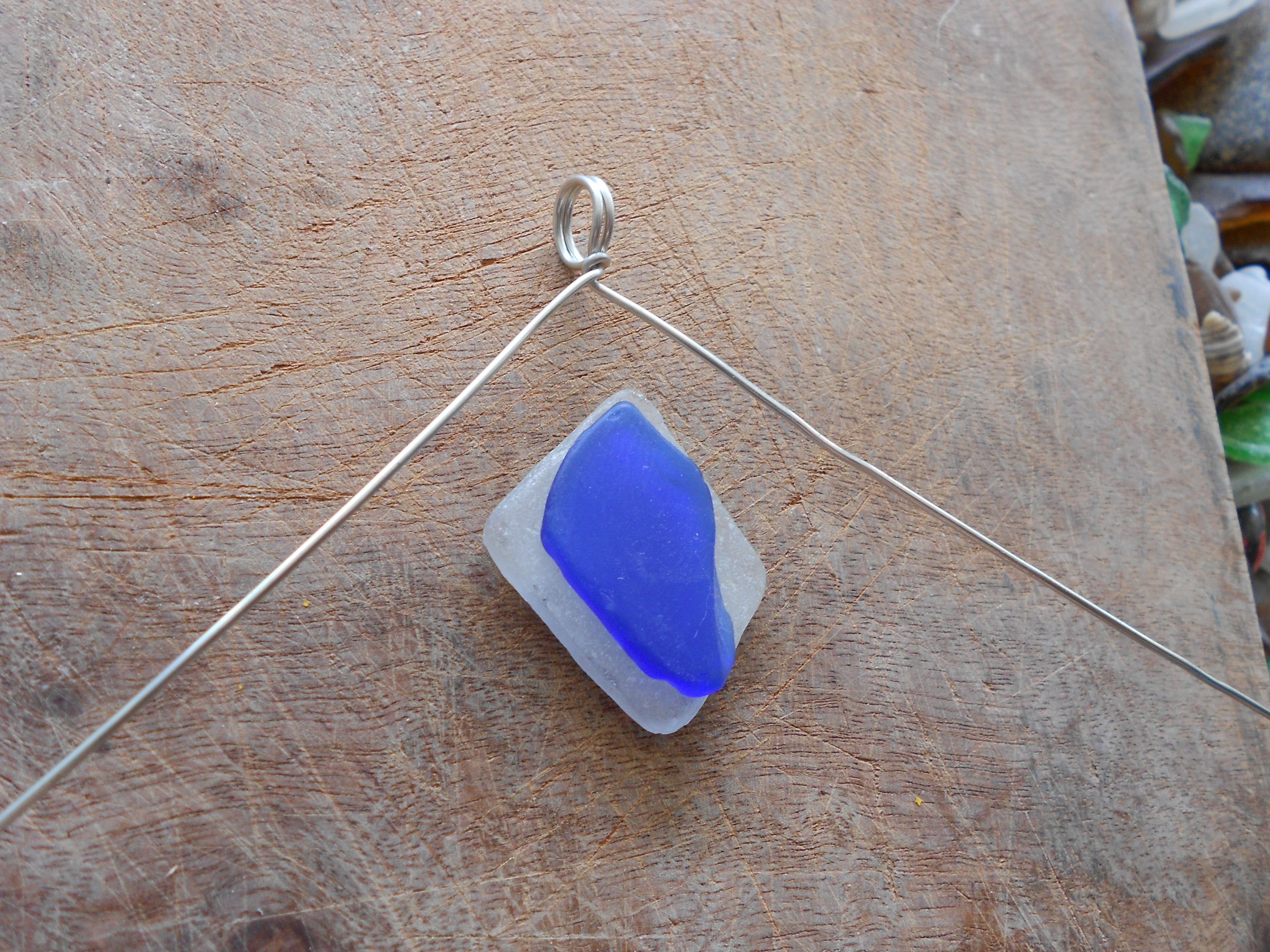 Wire Wrapped Pendants, the Easy Way : 10 Steps (with Pictures ...