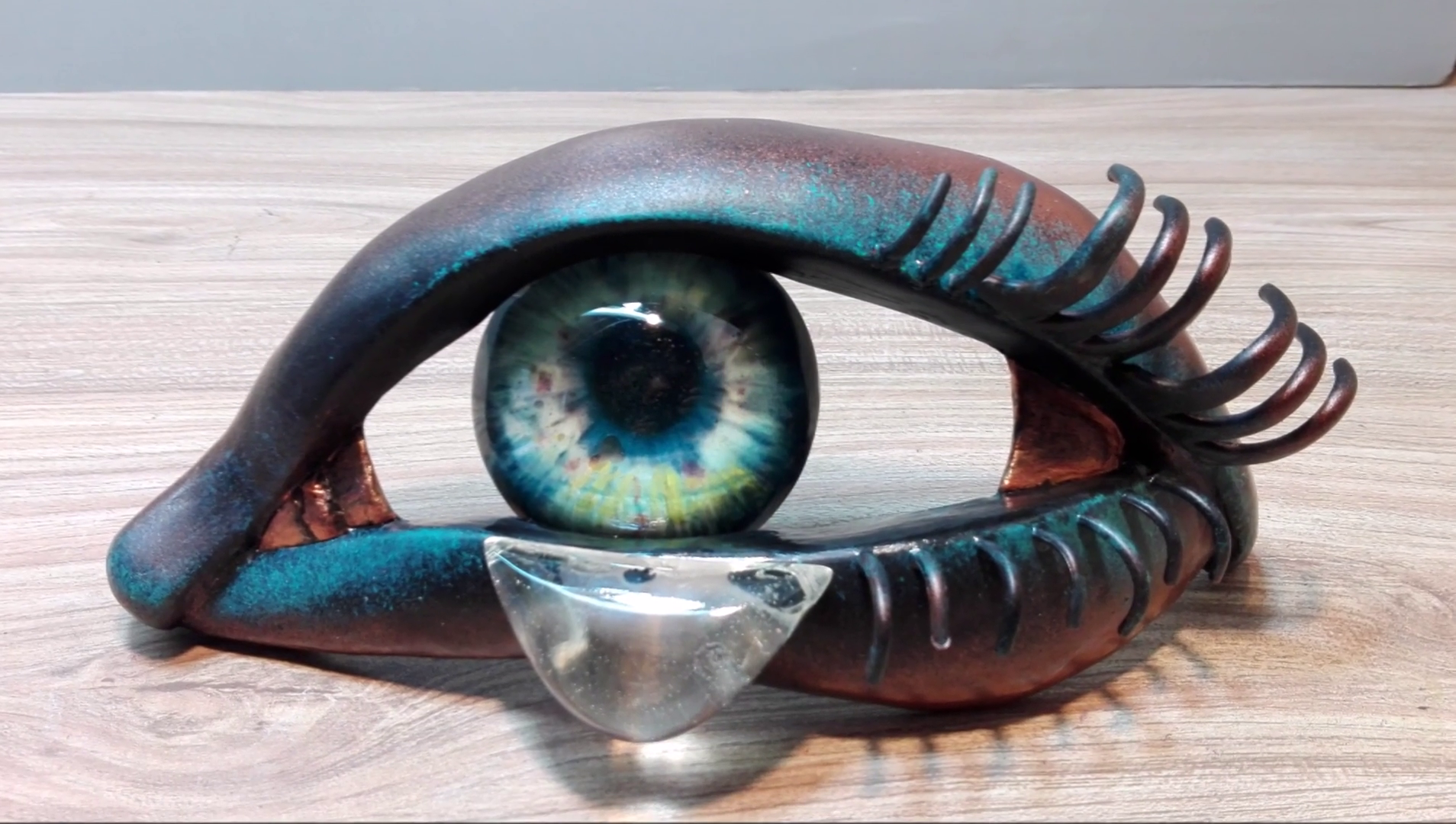 How to Make Eye Sculpture With Tear in Metallic Look | Resin Art ...