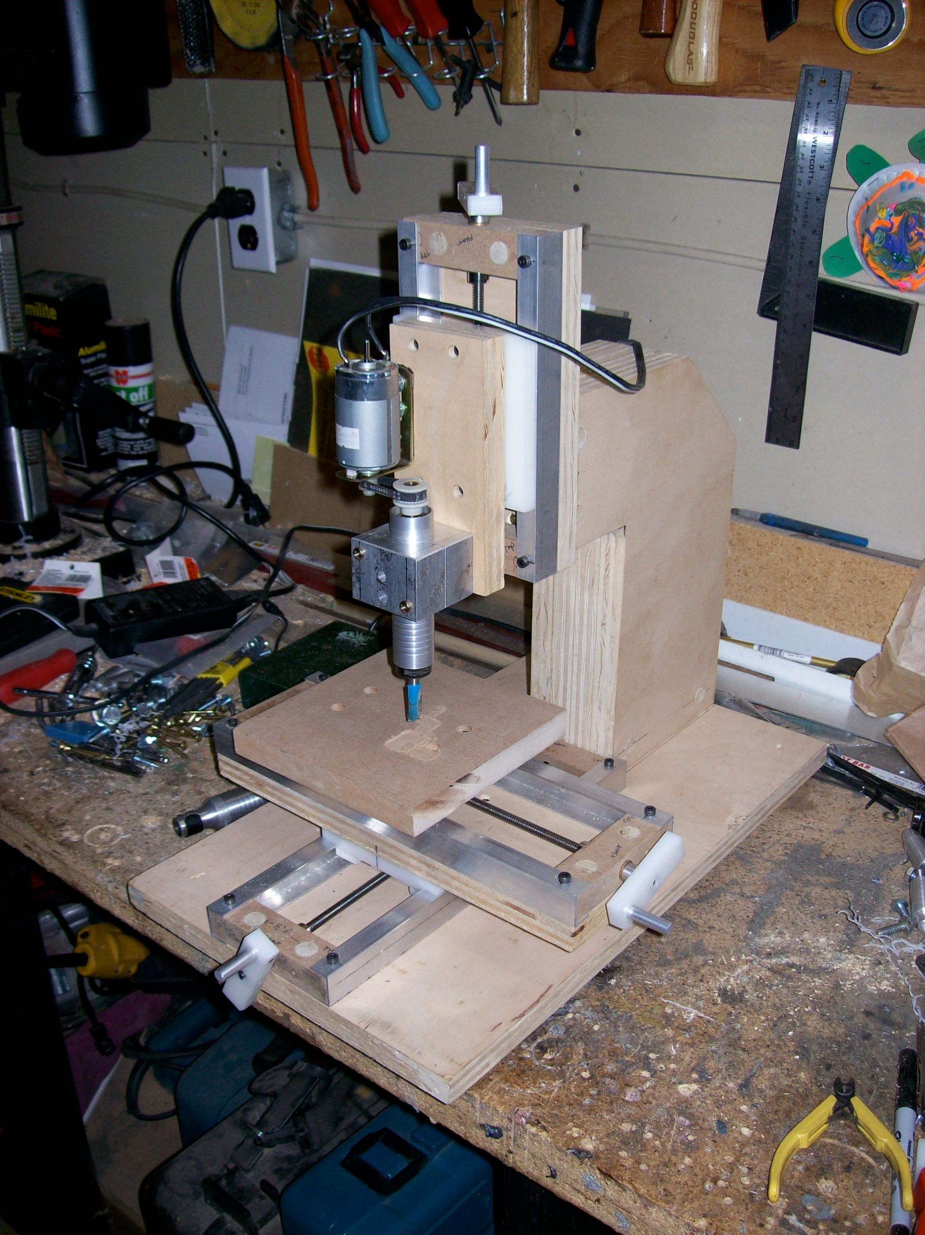 How to Make a Mini Milling Machine- Manual or CNC! : 14 Steps (with ...