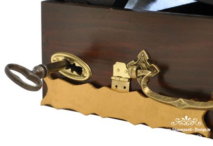 Steampunk Laptop : 9 Steps (with Pictures) - Instructables