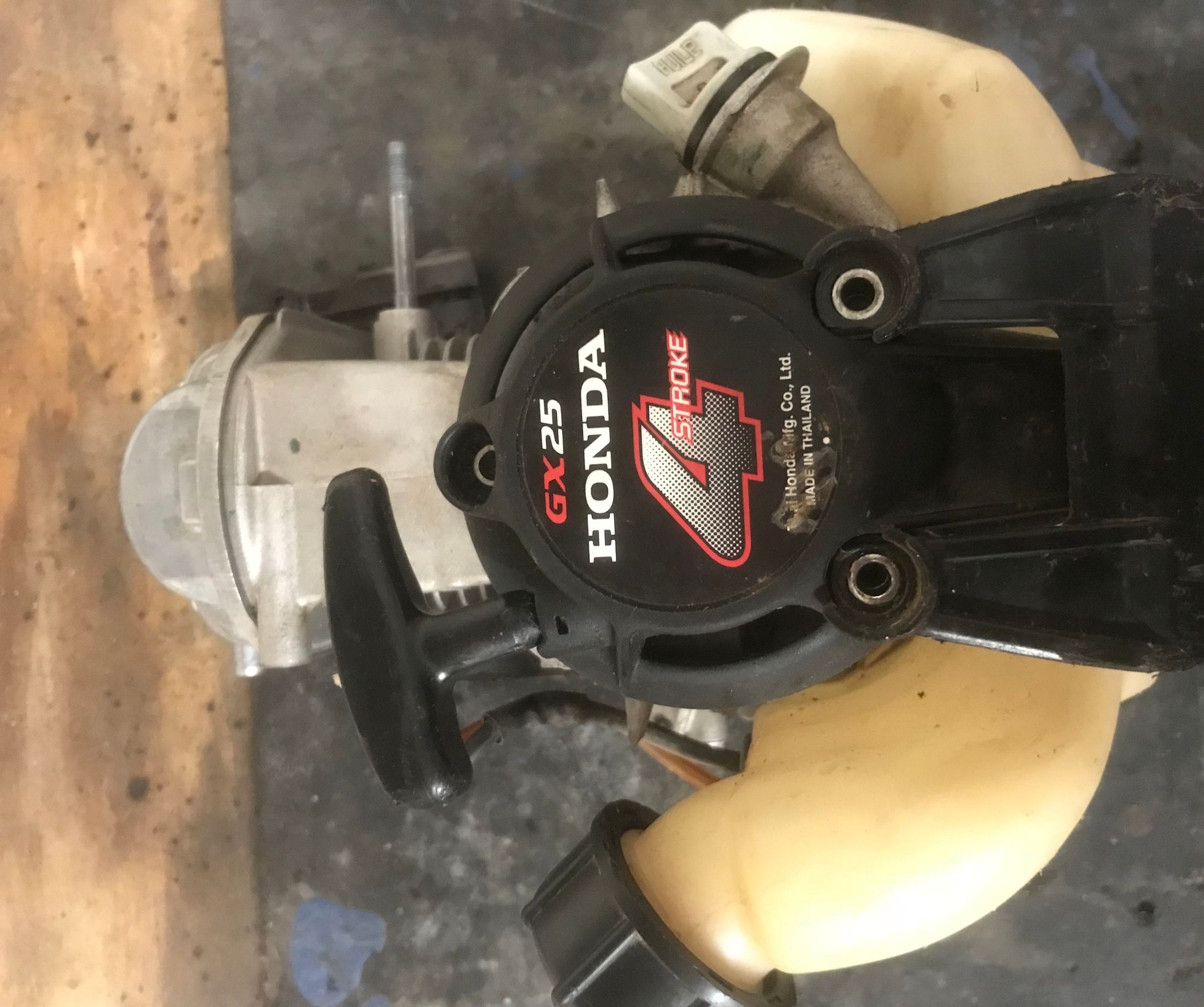 Honda GX25, Part 1: Stripping : 5 Steps - Instructables