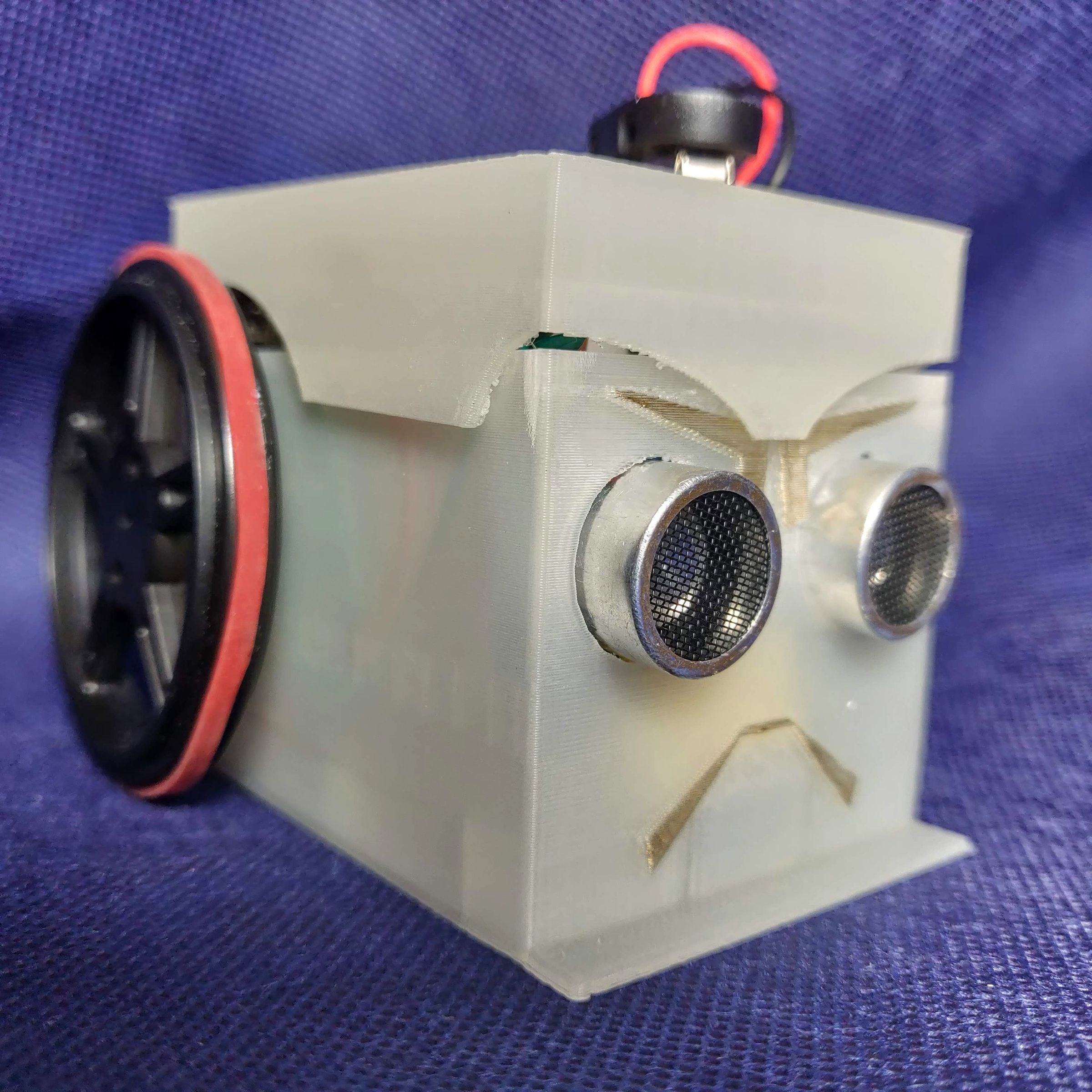 Super Simple Sumo Bot : 6 Steps - Instructables