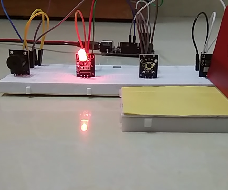 Arduino Light Blocking Sensor Photo Interrupter Module Keeping Your Cards Safe Prototype