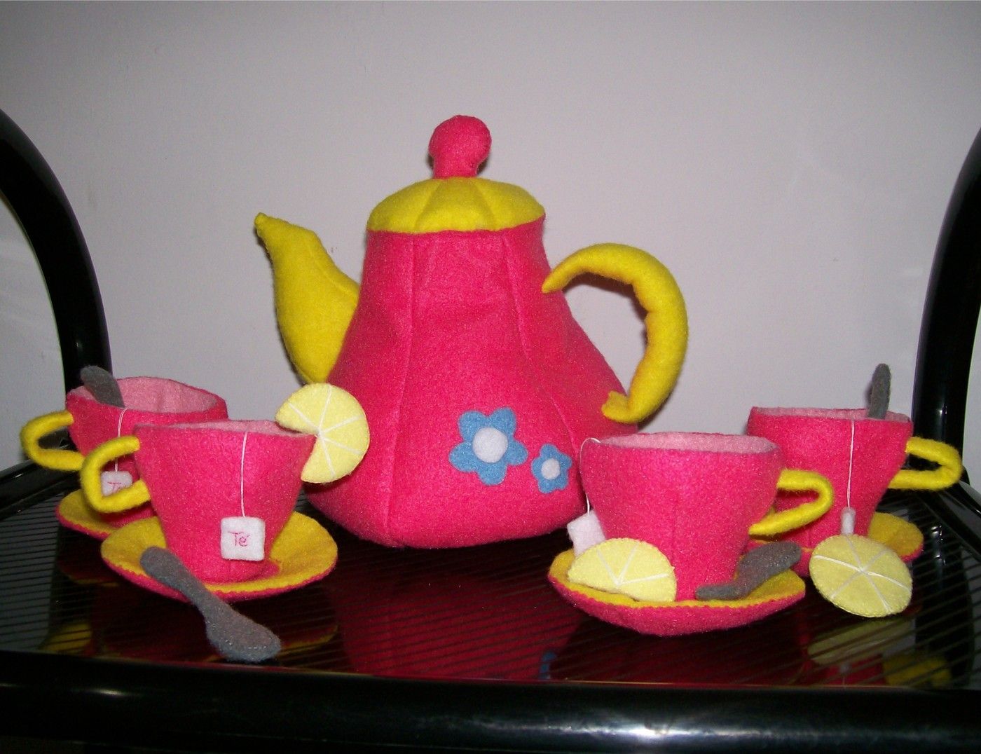 Quilted Mad Tea Party Set : 9 Steps (with Pictures) - Instructables