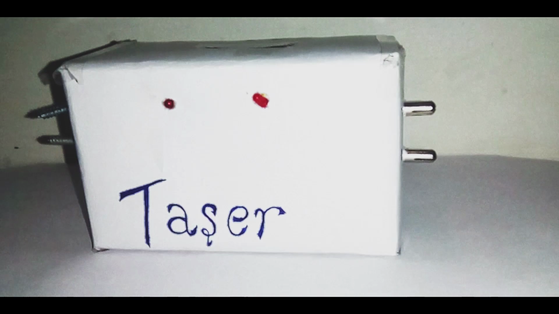 Make Yourself a Dangerous Taser : 10 Steps - Instructables