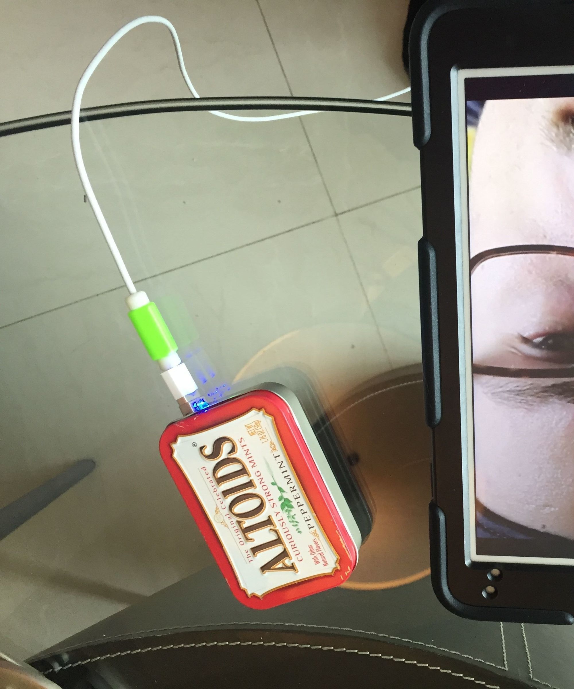 how to create a portable charger DIY Project - Step-by-Step DIY Project ...