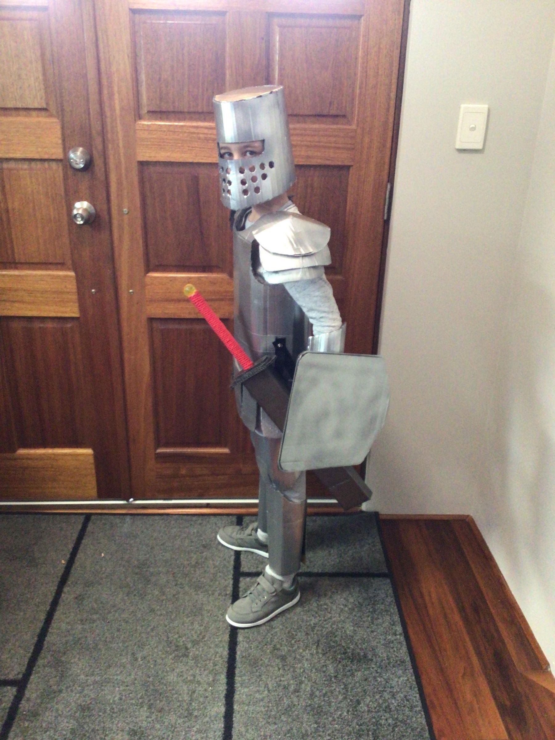 Cardboard Armor : 8 Steps (with Pictures) - Instructables
