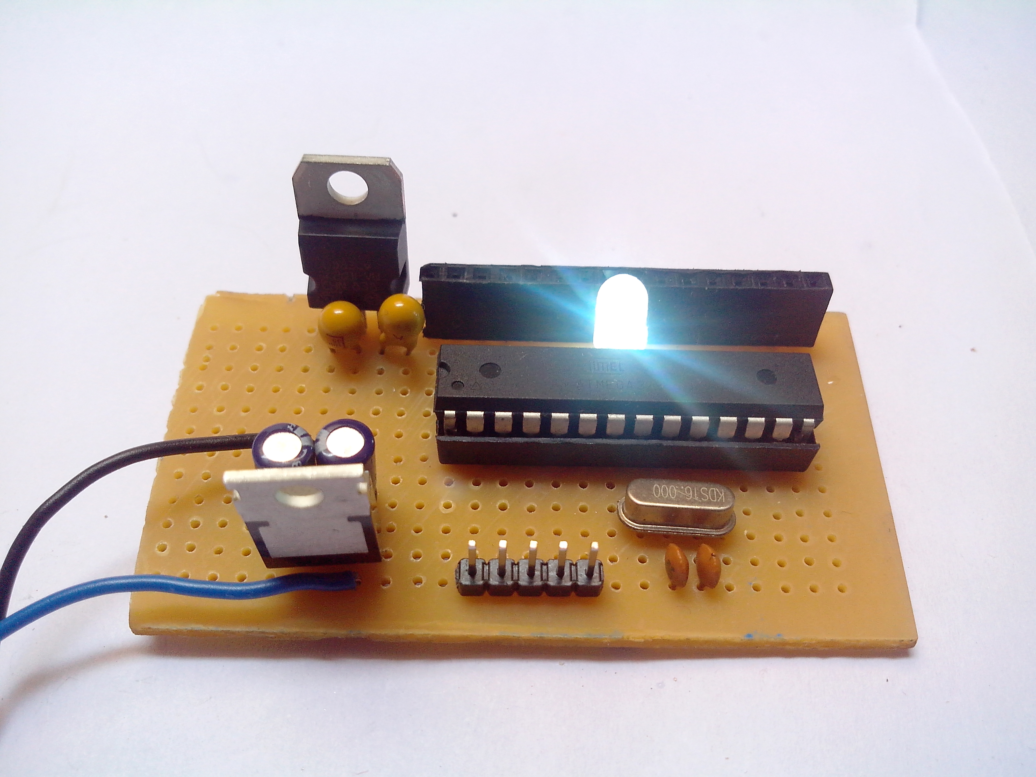 Build an Arduino : 7 Steps - Instructables